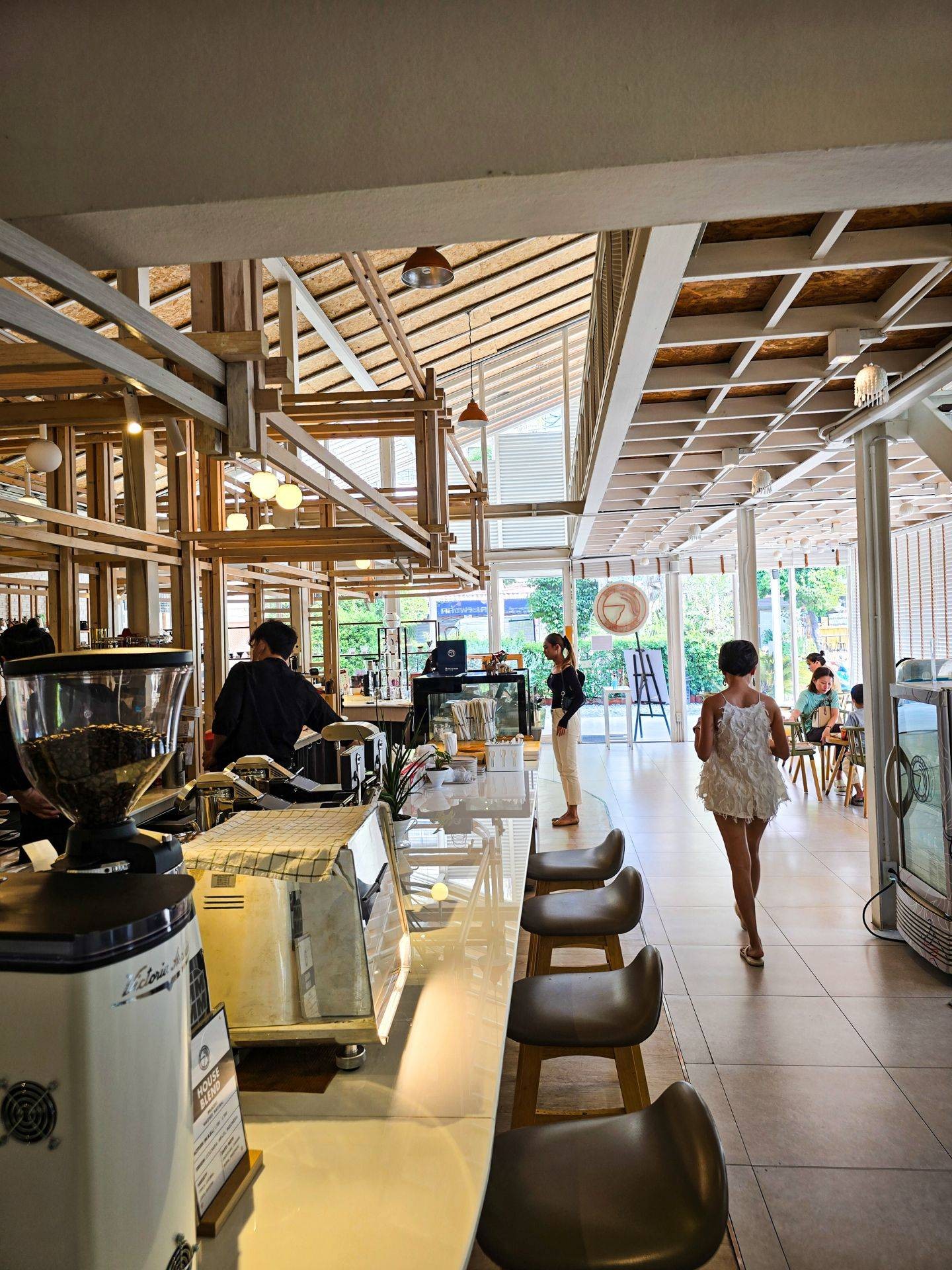 รูป HARIO Cafe Bangkok Chokchai 4