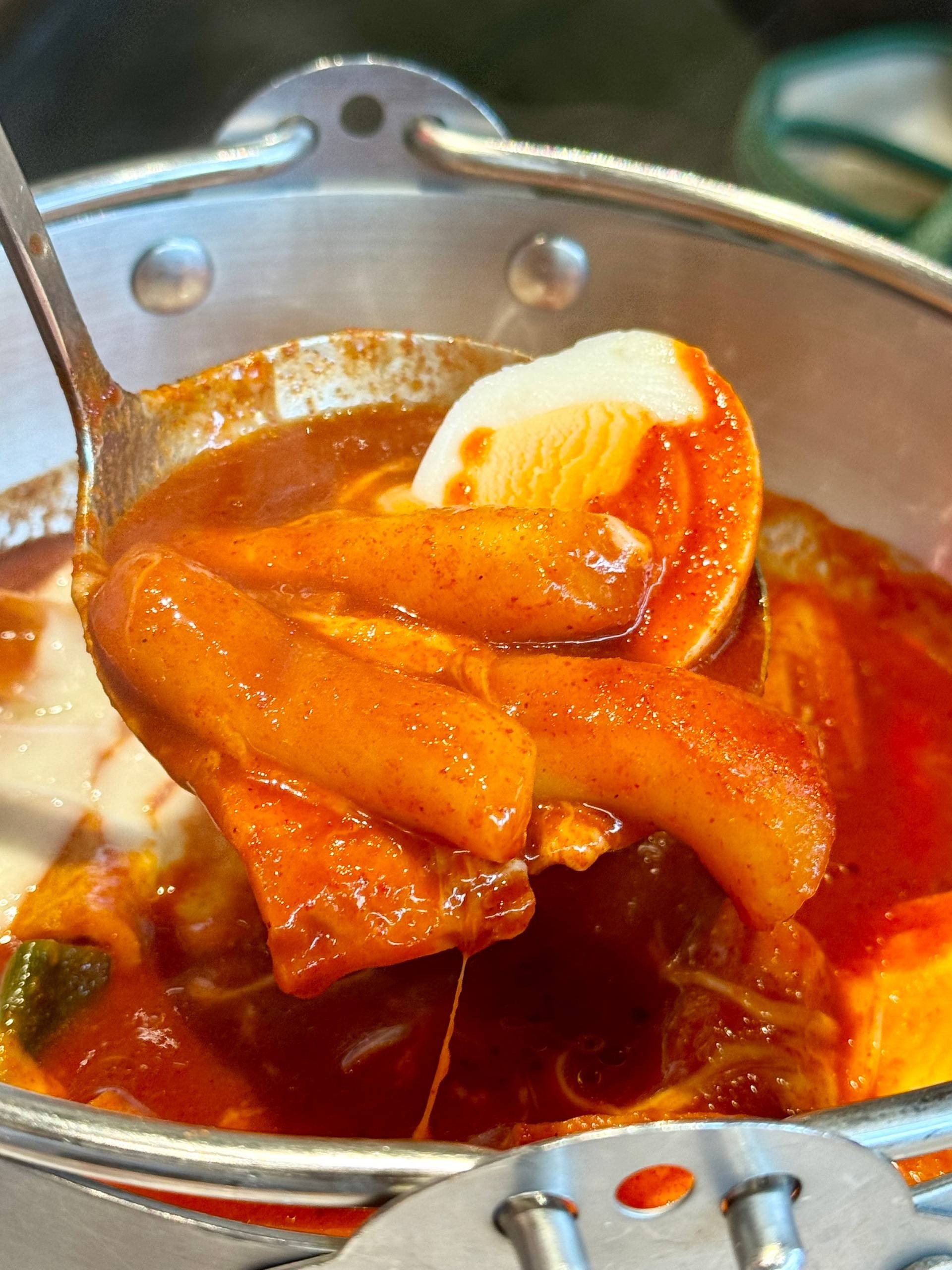 ต๊อกป๊กกี ร้าน Guljak Topokki Chicken Icon Siam