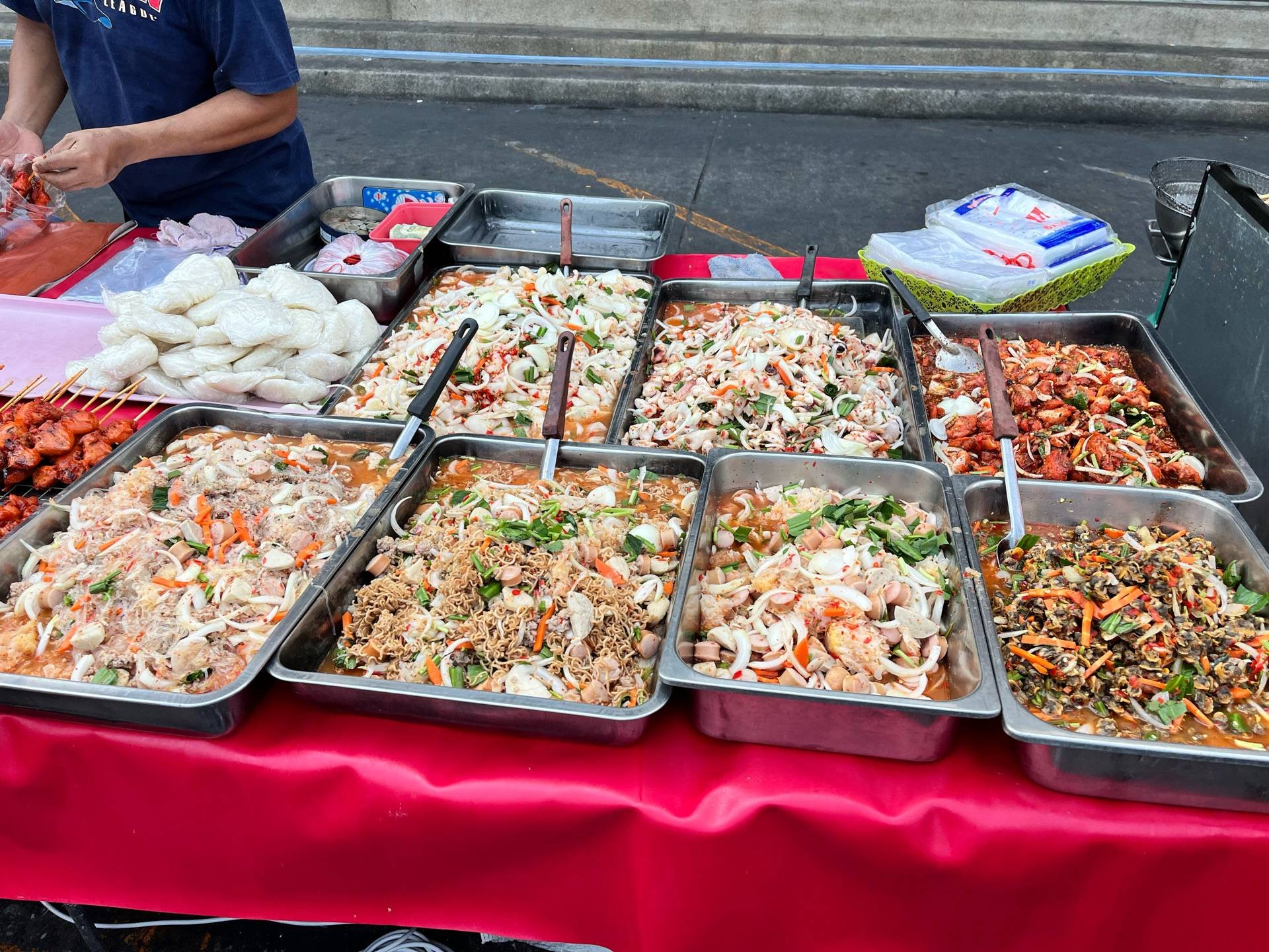 รูป ตลาดมีนบุรี