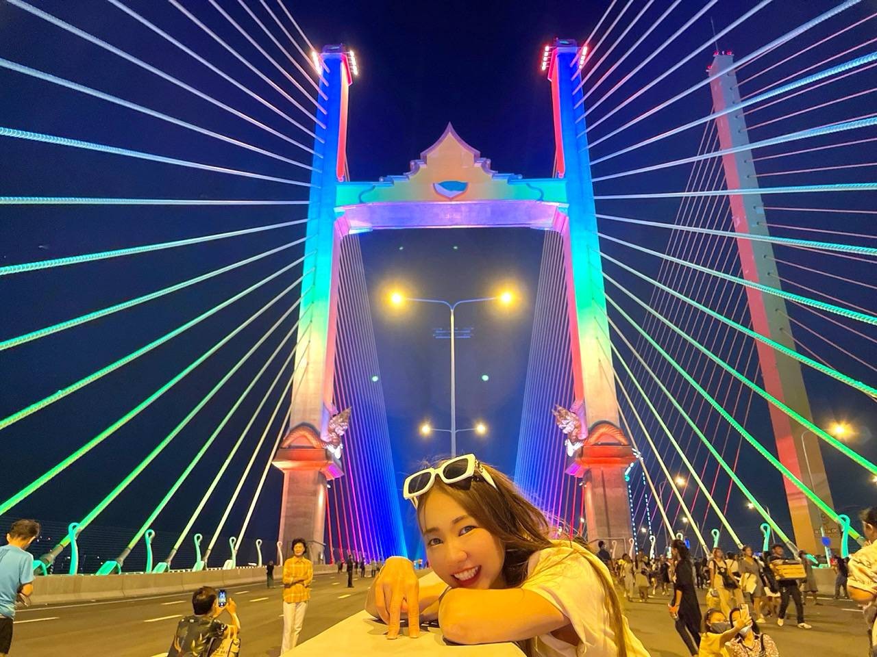 รีวิว สะพานพระราม 9 - งาน Luck Lock Love สวยงาม