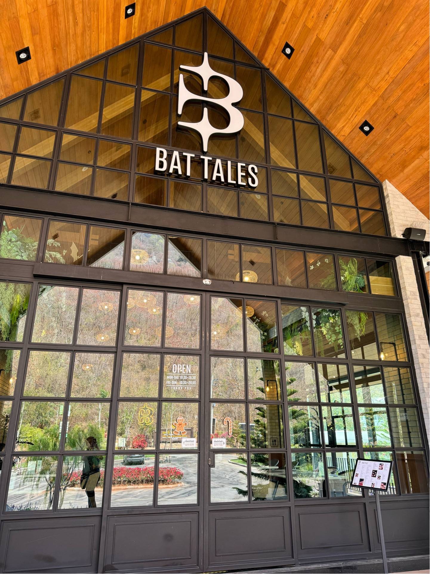 รูป Bat Tales Cafe & Restaurant Khaoyai