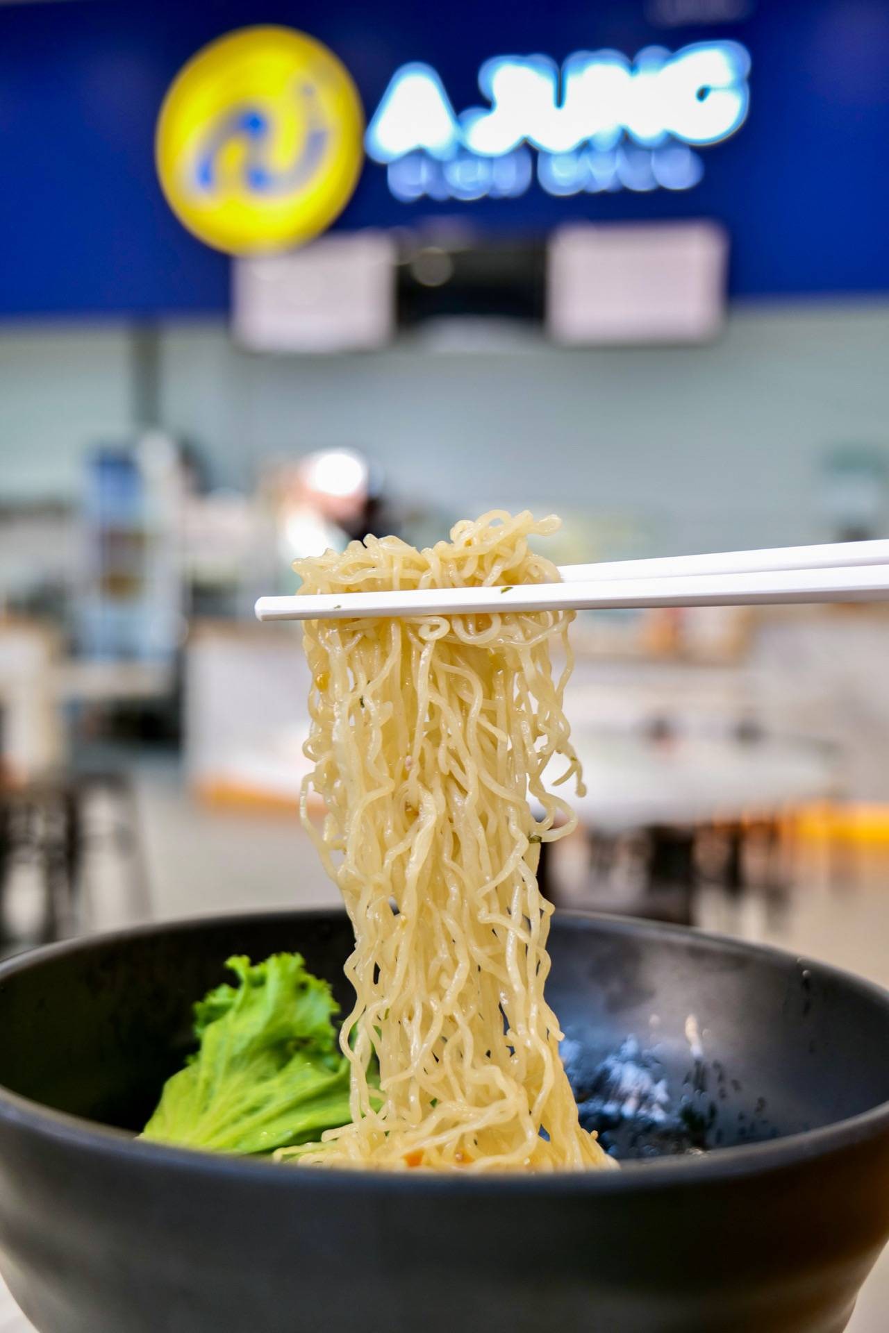 รีวิว A JUNG Fish Ball • อจัง ฟิชบอล (ชื่อเดิม สอาด ลูกชิ้นปลา) ถนนบรม ...