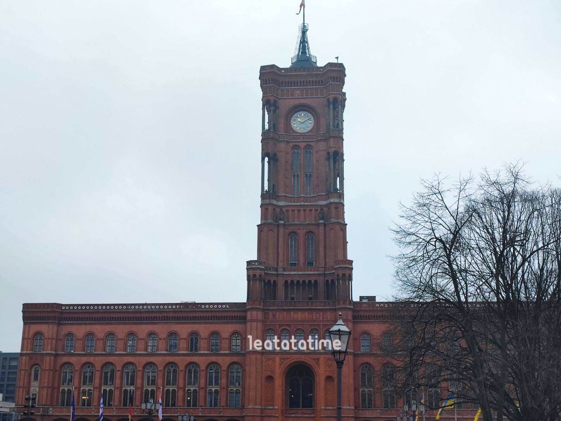 Rotes Rathaus - รีวิวสถานที่ท่องเที่ยว