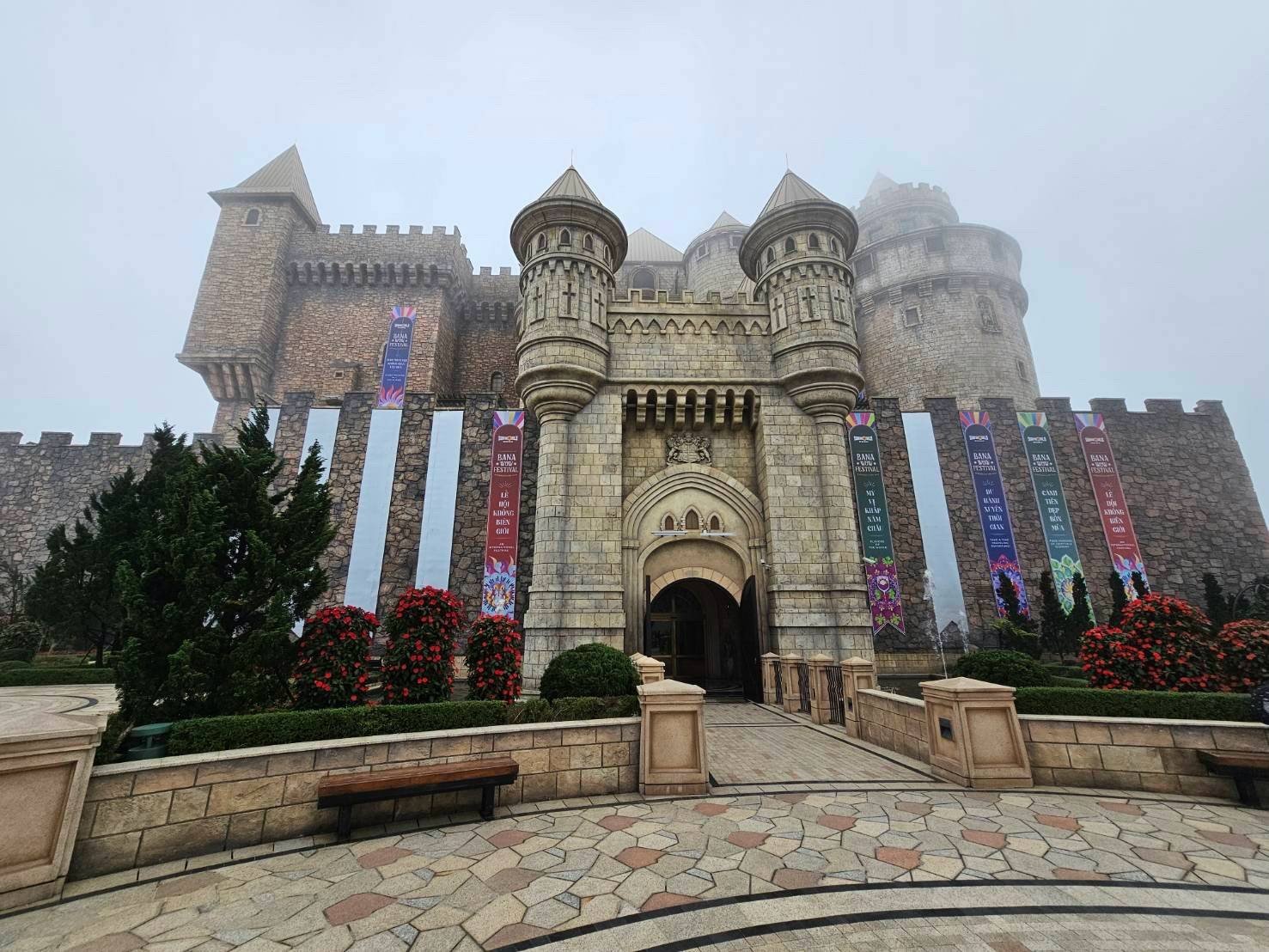 รีวิว Ravenstone Castle - โซนเปิดใหม่ใน Bana Hills
