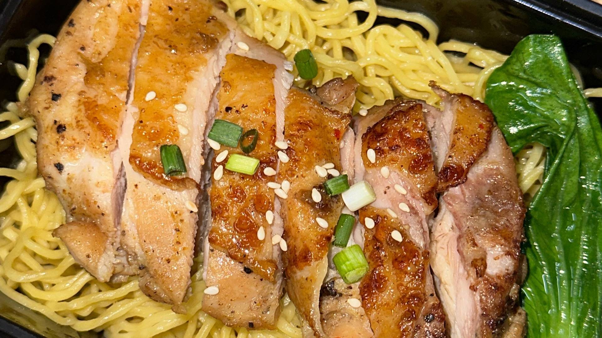 huan ying บะหมี่ไก่อบ - สั่งอาหารเดลิเวอรี | Wongnai x LINE MAN