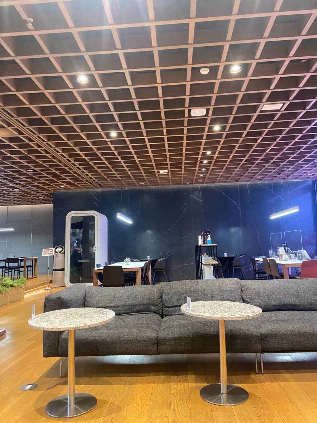 รีวิว True Sphere Central World - True Sphere สาขาเซ็นทรัลเวิลด์