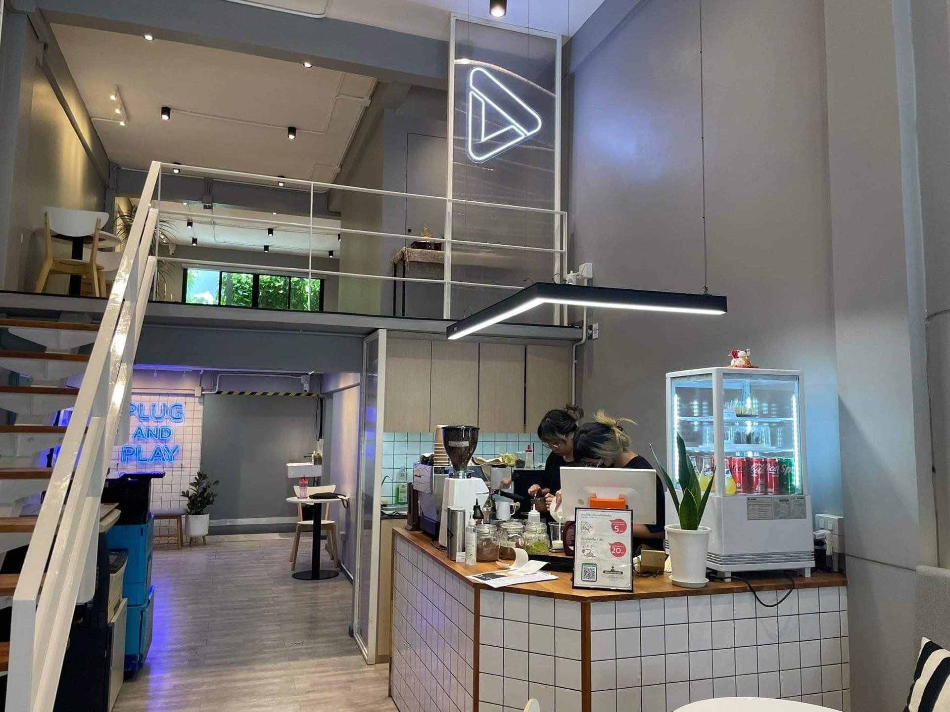 รีวิว Playroom Work&Drink สุขุมวิท 101 - Co-working cafe ☕️ 💻