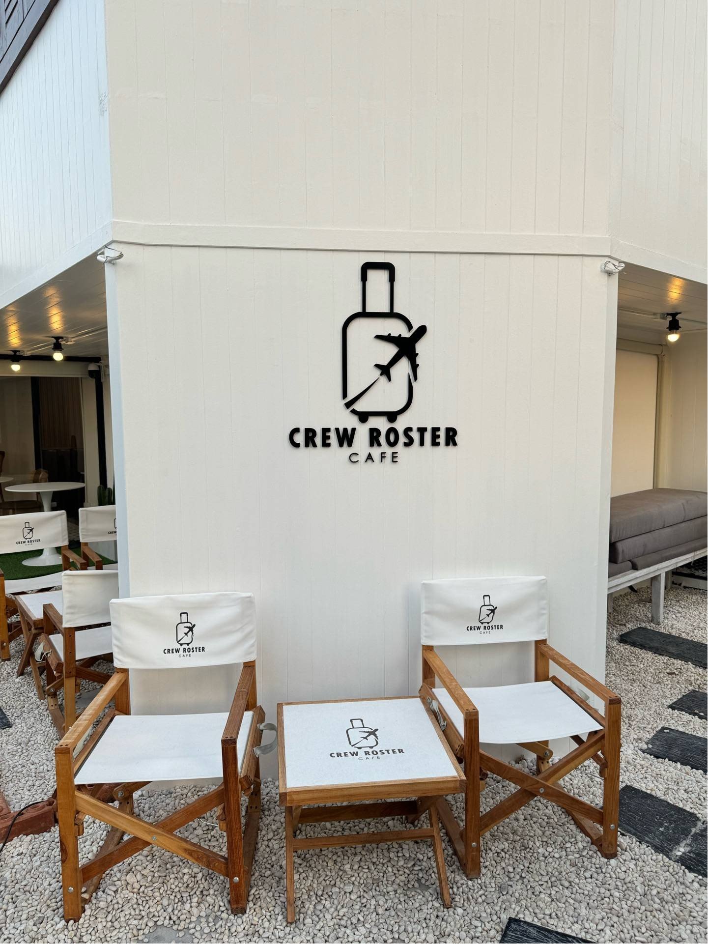 รีวิว Crew Roster Cafe - คาเฟ่สวยๆเก๋ๆในซอยรามคำแหง 24