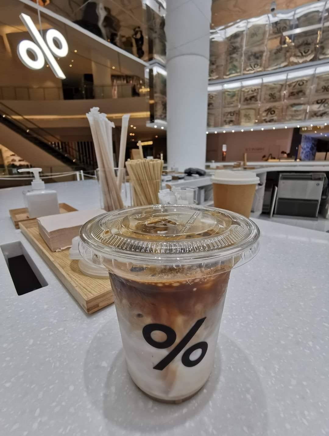 รีวิว % Arabica ICONSIAM - The Brightest Coffee Shop