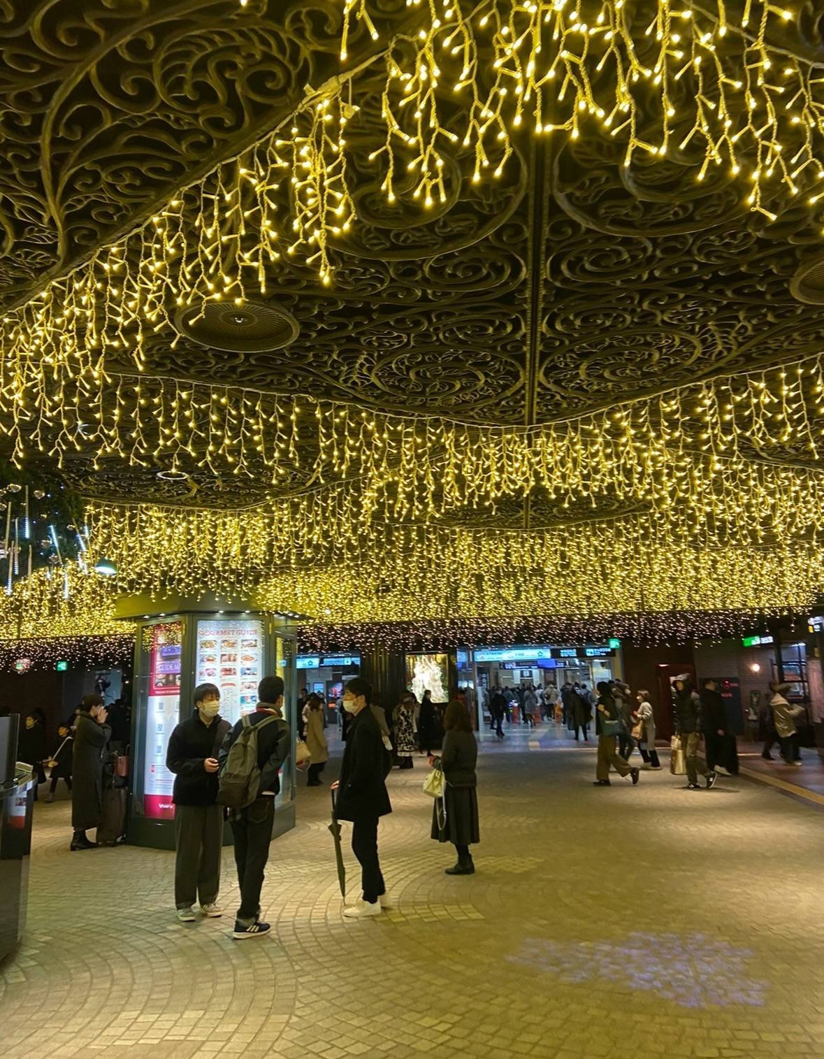 Tenjin Underground Mall - รีวิวสถานที่ท่องเที่ยว