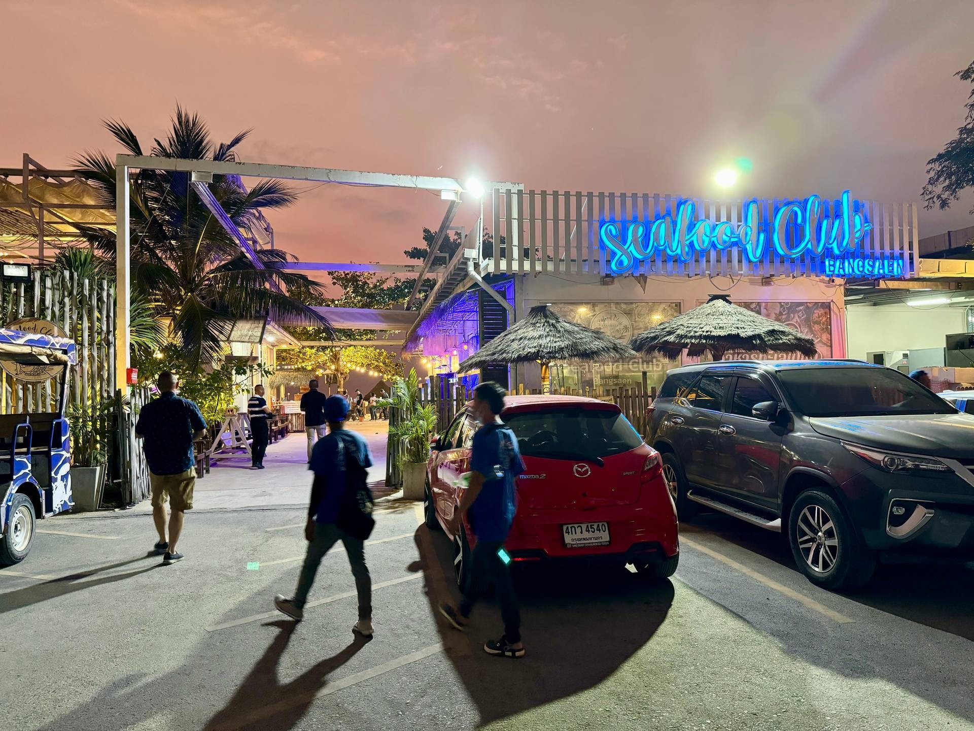 รีวิว Seafood Club Bangsaen ซีฟู๊ดคลับ - " Seafood Club Bangsan ...