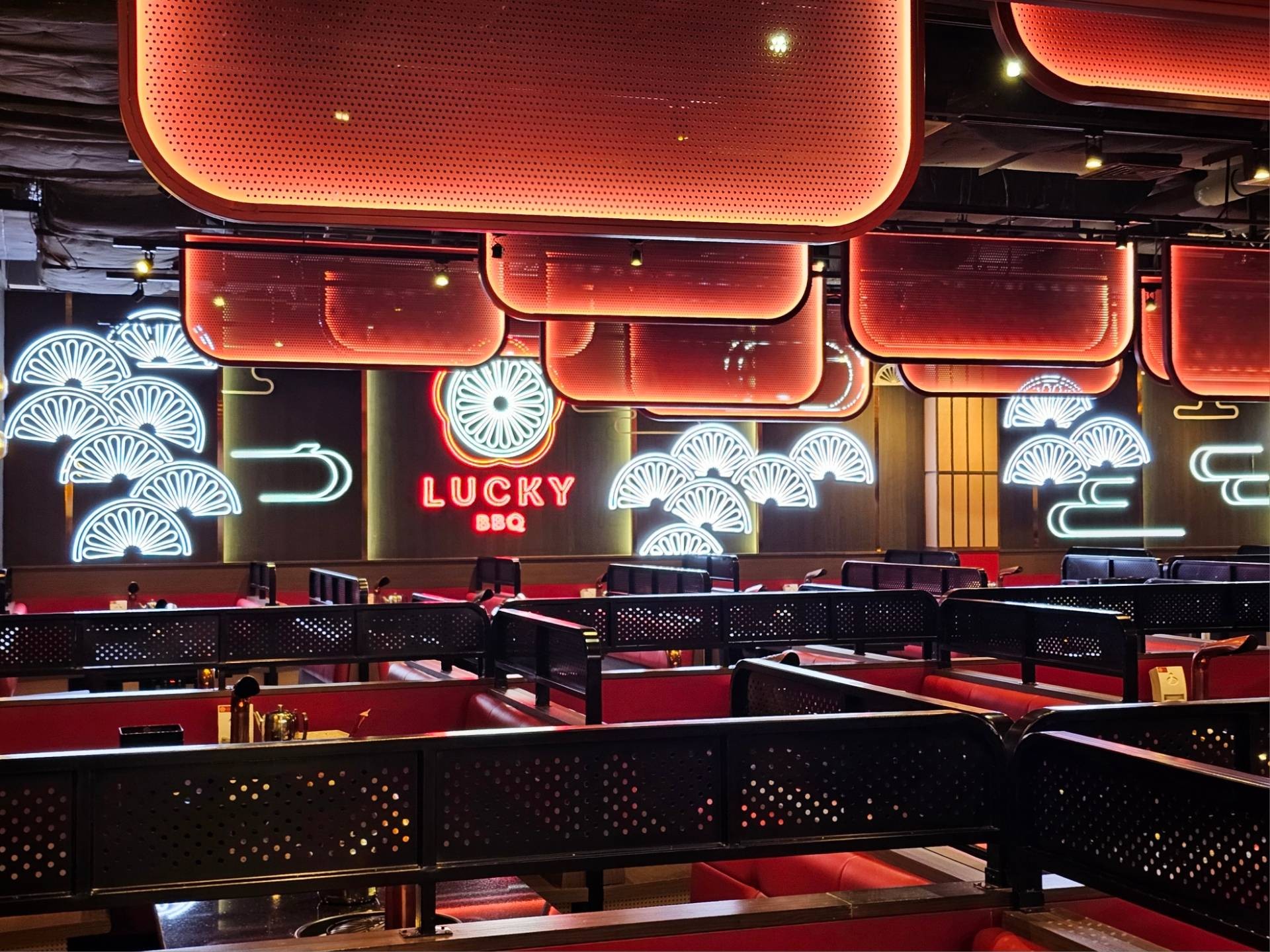 รูป Lucky Bbq Paradise Park