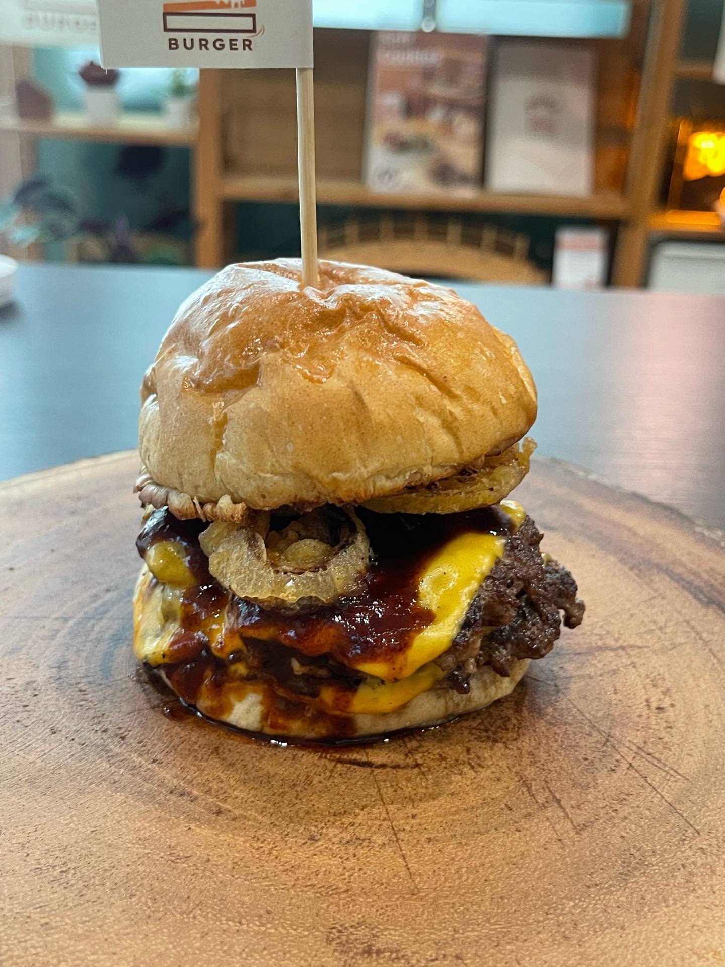 รีวิว BOUNCE BURGER คลองตัน - เชฟใส่ใจรายละเอียดดีมากเลยครับ บริการดี ...