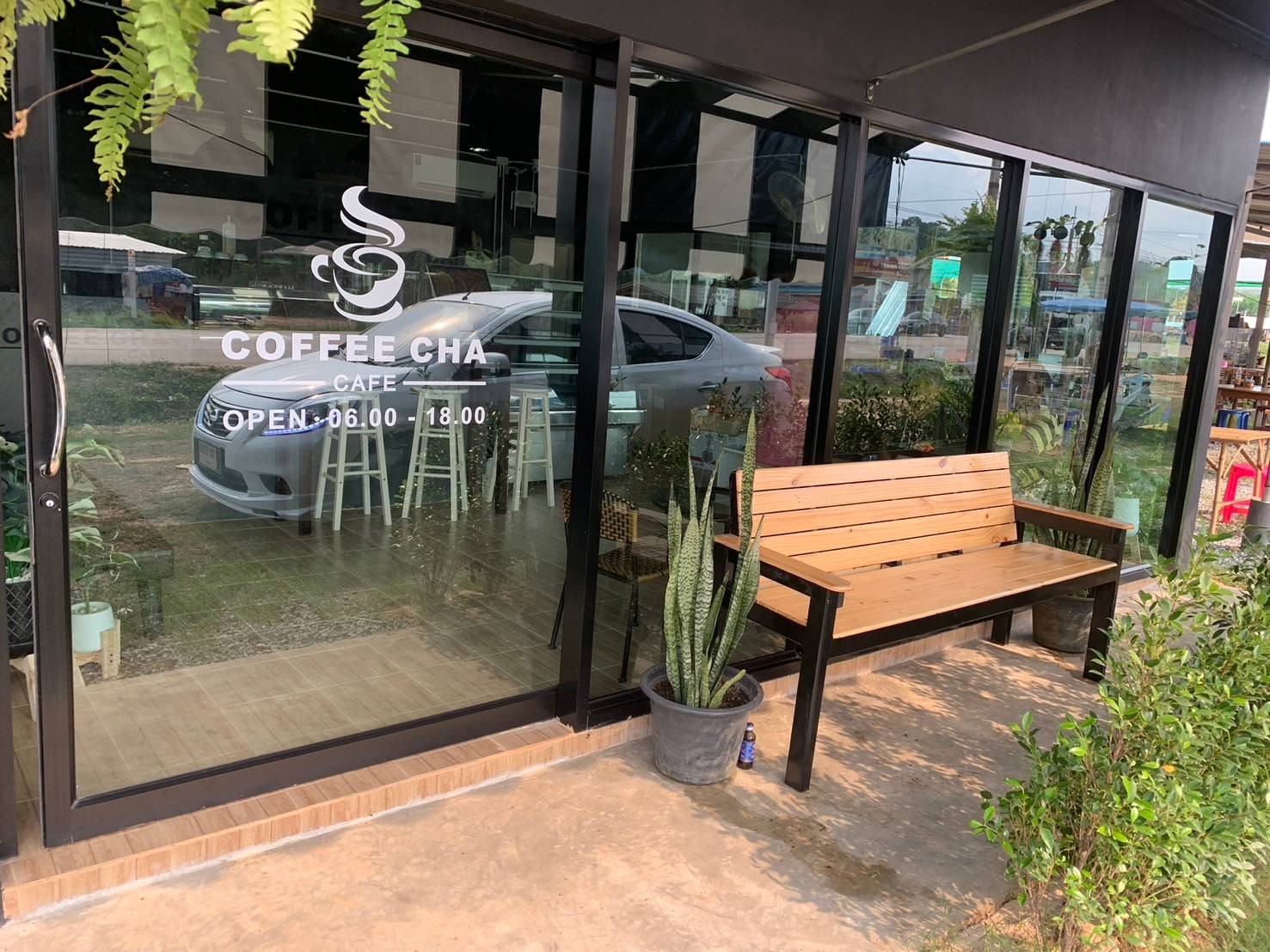 รีวิว Coffee Cha Cafe ระยอง