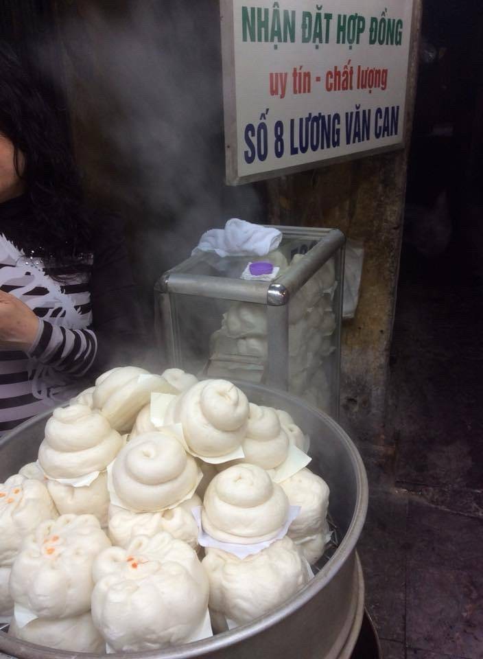 รีวิว Nhan Dat Hop Dong - ซาลาเปาลูกใหญ่ มีไข่นกกระทาด้วย