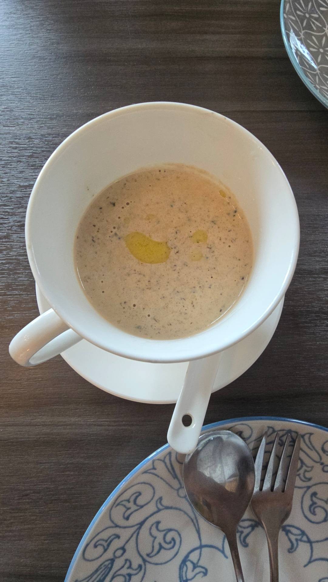 รูป Gabbie table สาขา คลองสามวา