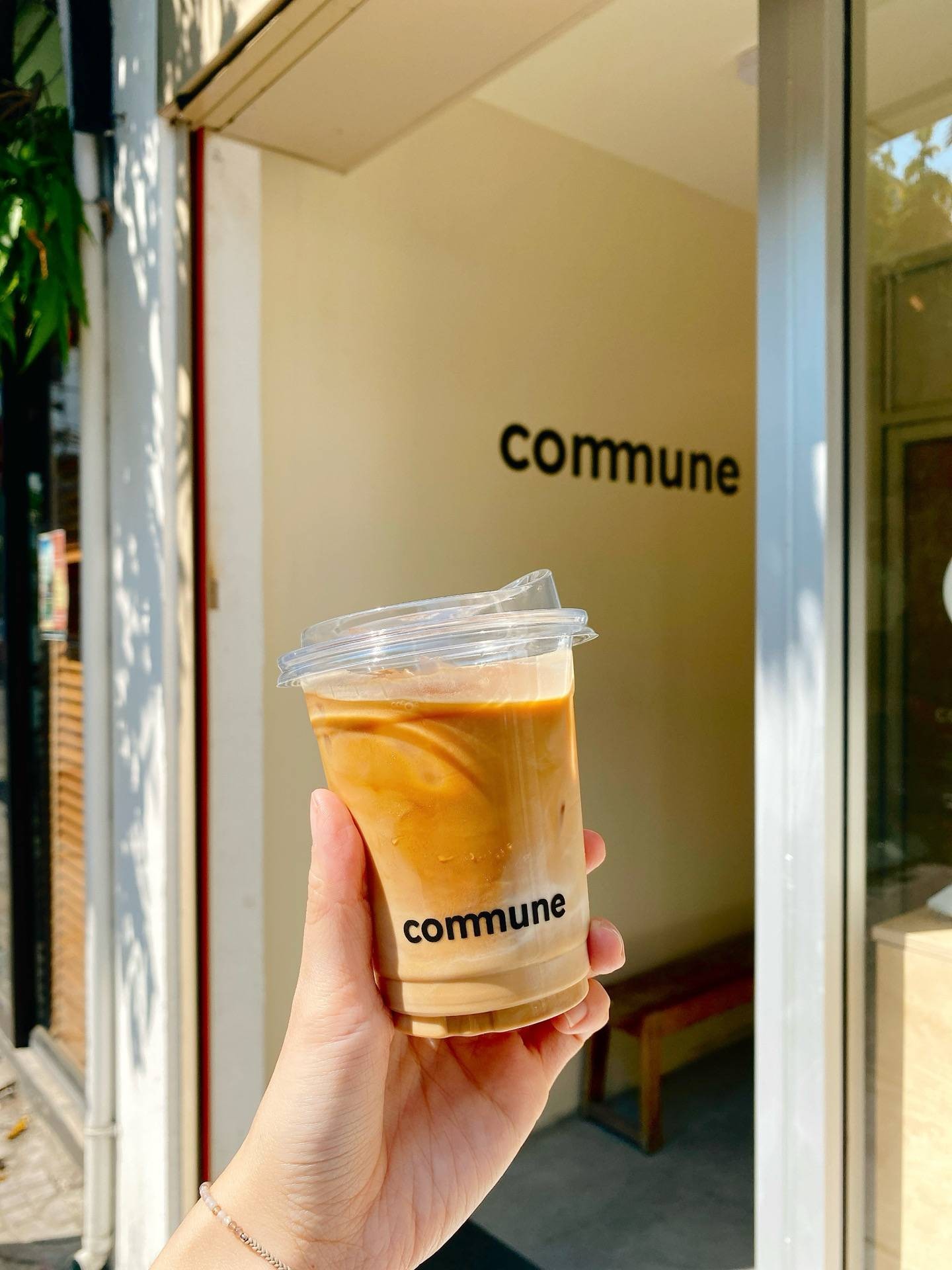 รีวิว Commune Coffee Bar อารีย์ - ปักหมุดคาเฟ่ใหม่ 📍ย่านอารีย์ ซอยสายลม