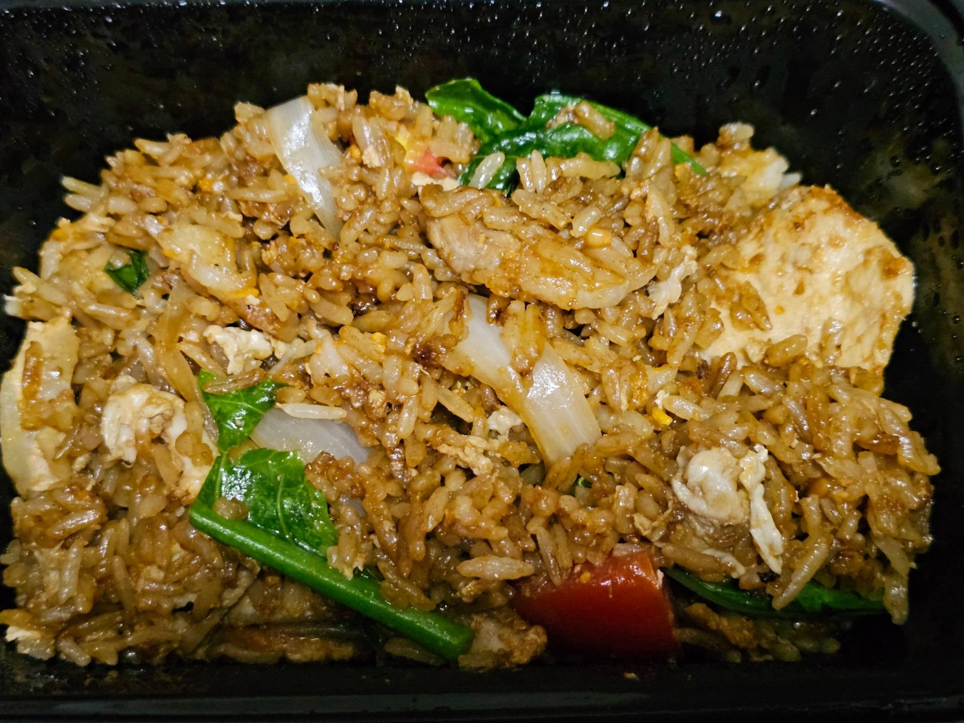 ข้าวผัดปากน้ำโพ ร้าน อรุณีข้าวผัดปู อยู่ดี4