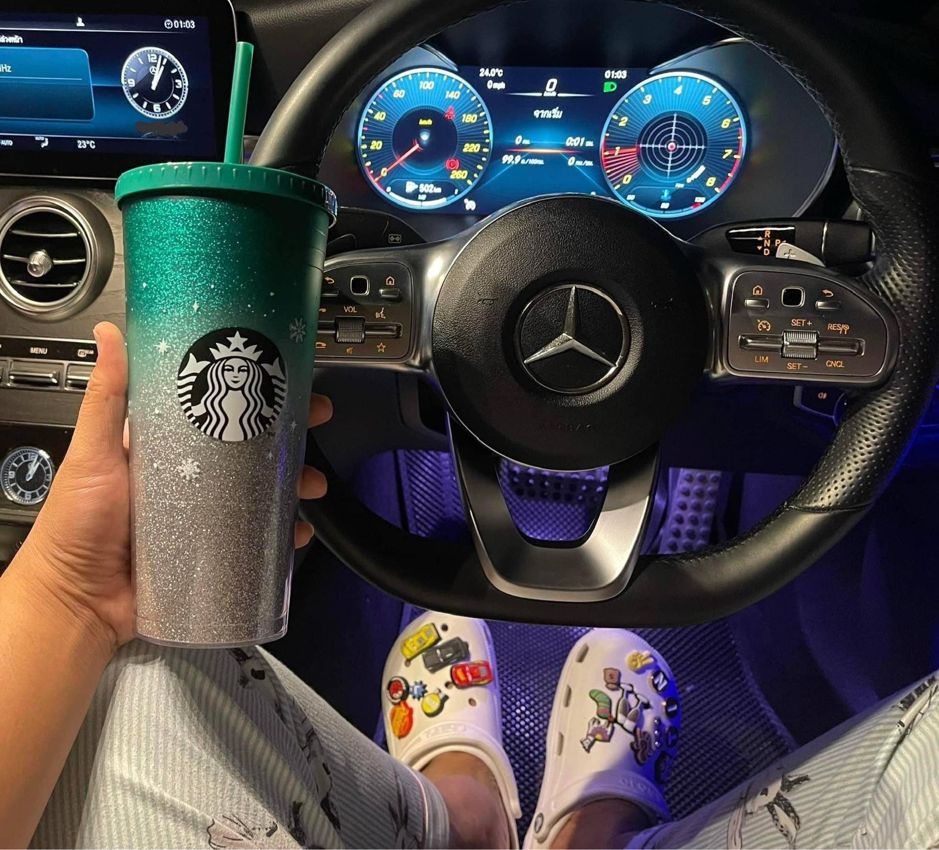 รีวิว Starbucks Riverside Plaza - บริการดี รวดเร็ว