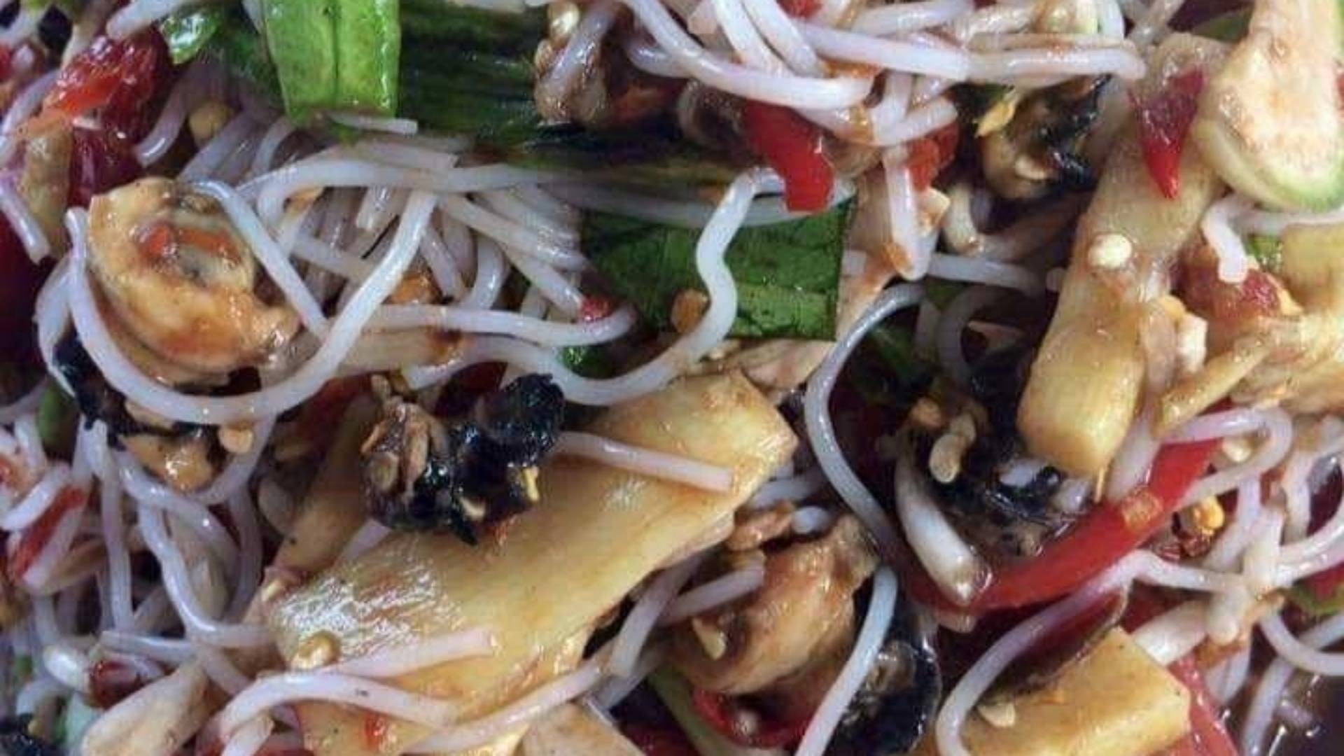 ไข่มุกส้มตำไก่ย่างรสเด็ด Khimuk smta ki yang rs ded - สั่งอาหารเดลิเวอ ...