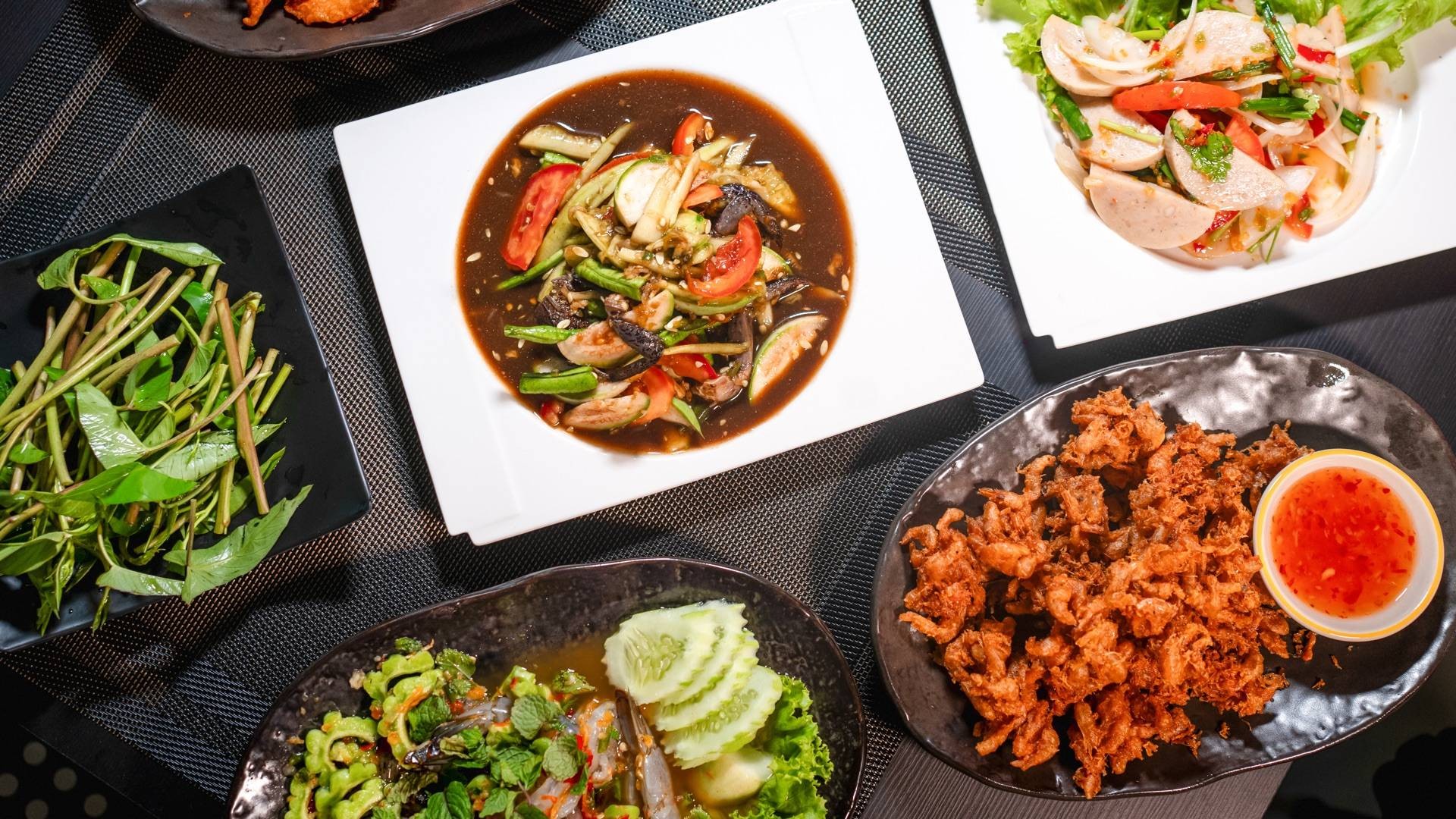 บีบี bibi kitchen&bar - สั่งอาหารเดลิเวอรี | Wongnai x LINE MAN