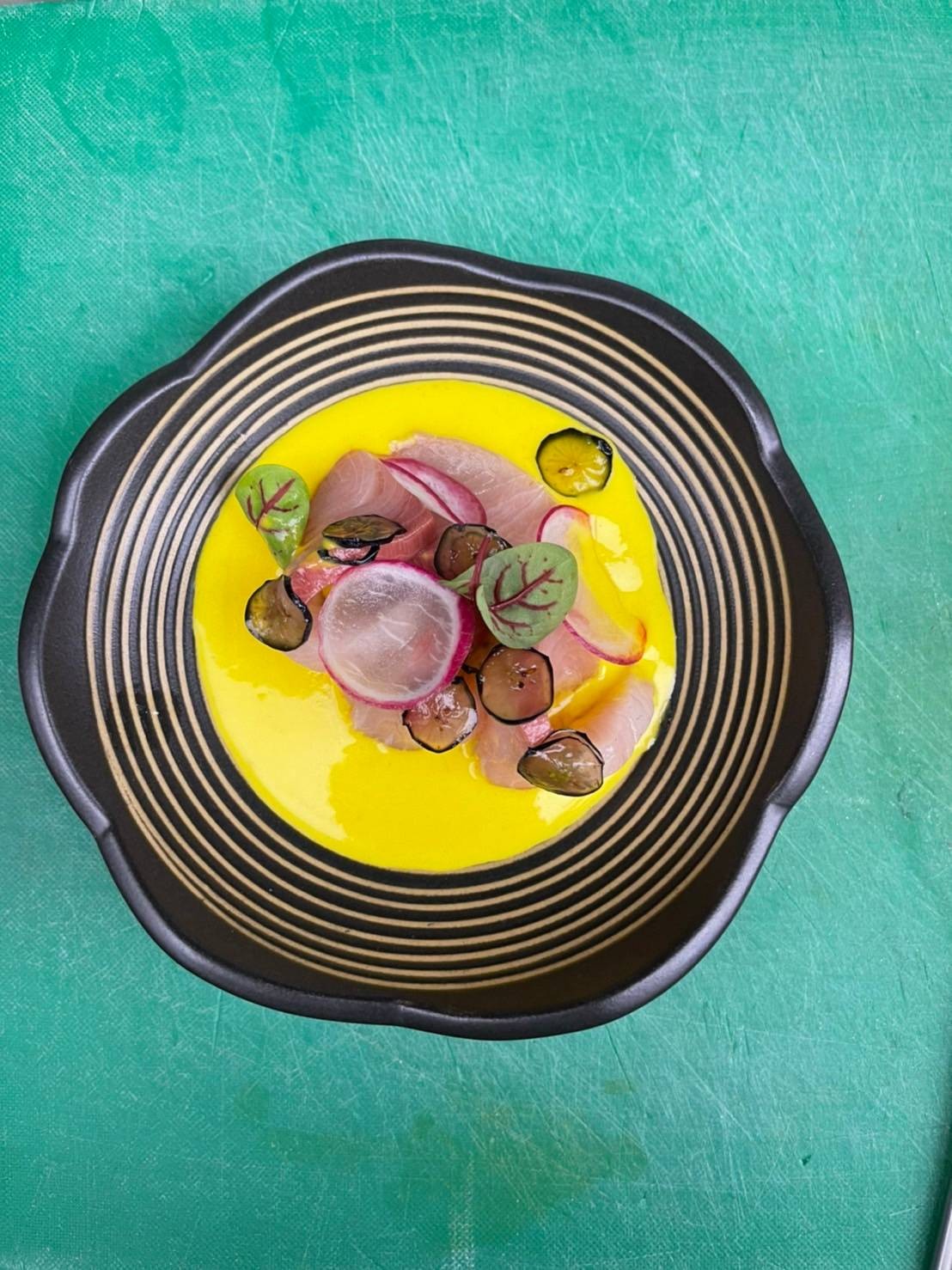 Hamachi Yuzu • แต่งจานมาสวยทุกจานเลย ร้าน RED Nikkei & Steak Bar