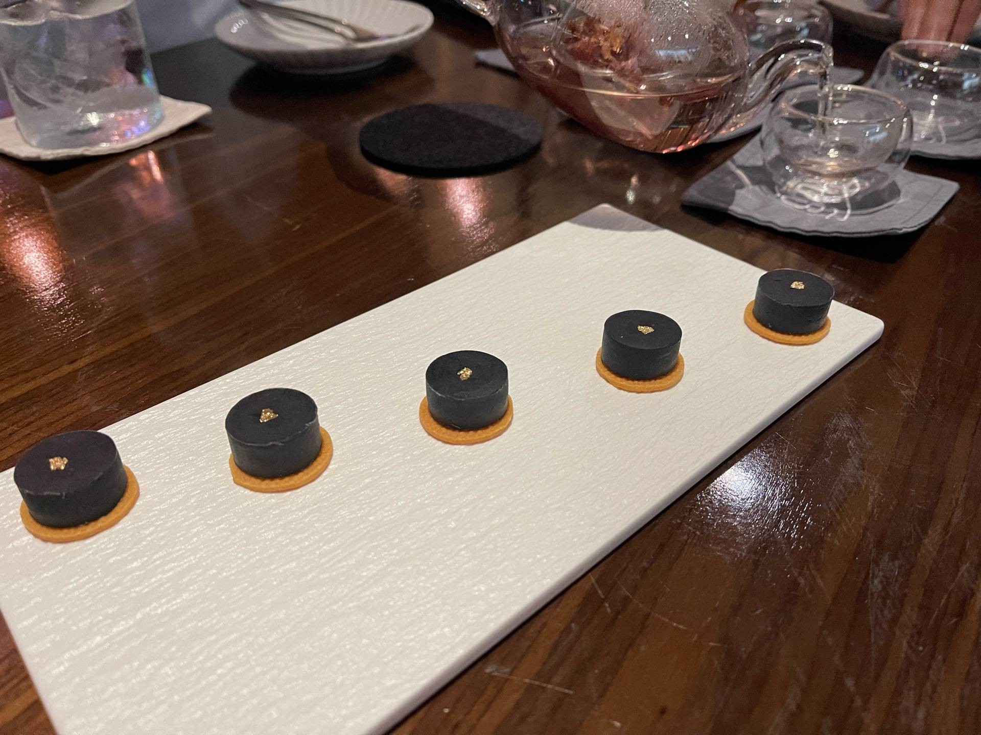 ขนมหินฝนทอง • รสชาติเหมือนกาละแมแบบเนียนๆ ร้าน Synth สินธุ์ สินธุ์