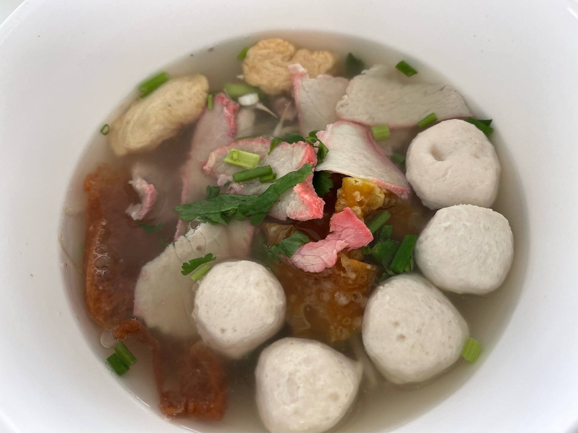 รีวิว ร้านก๋วยเตี๋ยวต้นมะยม - ร้านก๋วยเตี๋ยวอยู่ริมทะเลหาดทั้งวัวเล่น ...