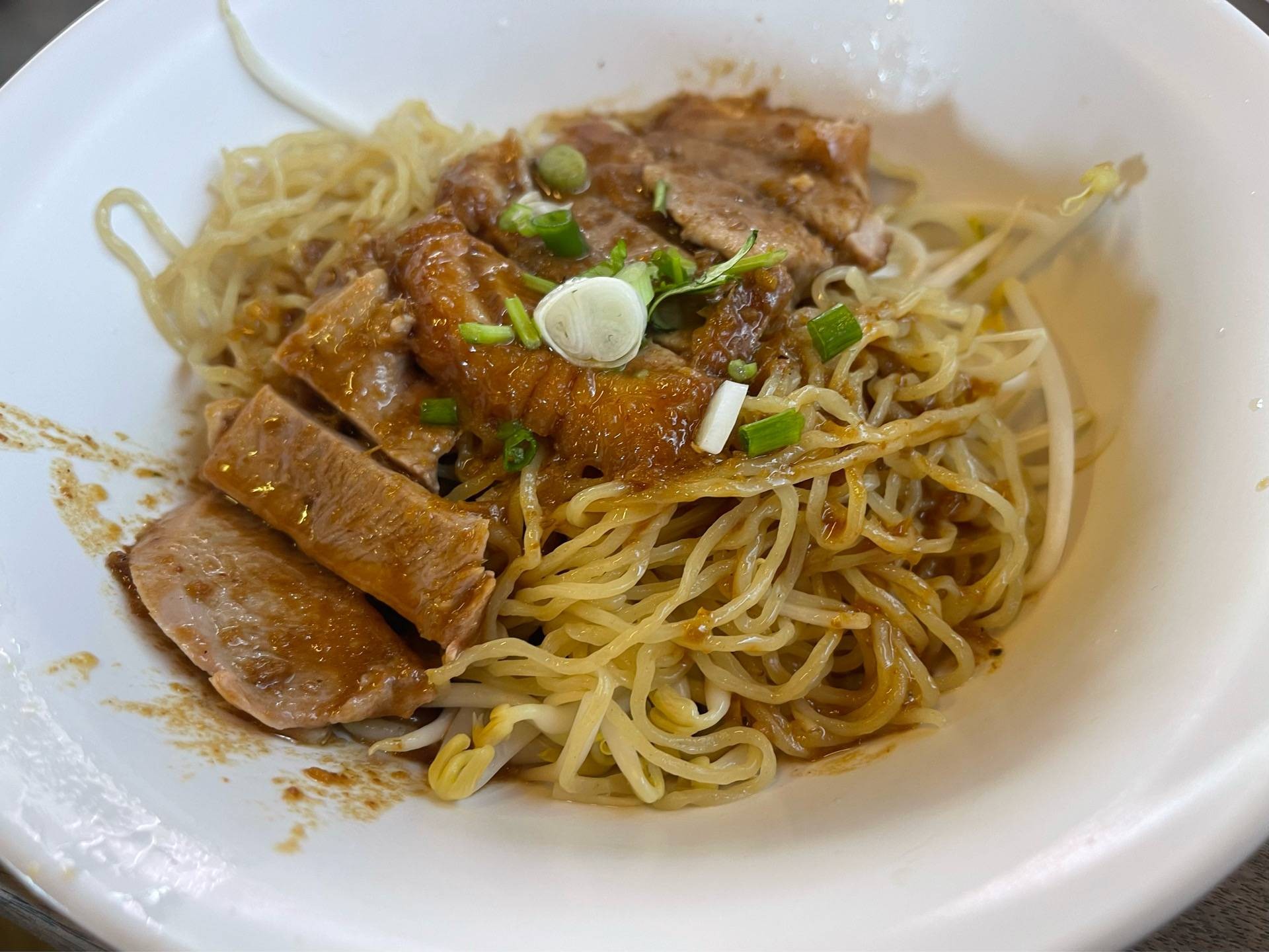 รีวิว 995 Roasted Duck เกาะเต่า - ก๋วยเตี๋ยวเป็ด street food ไว้หลอก ...