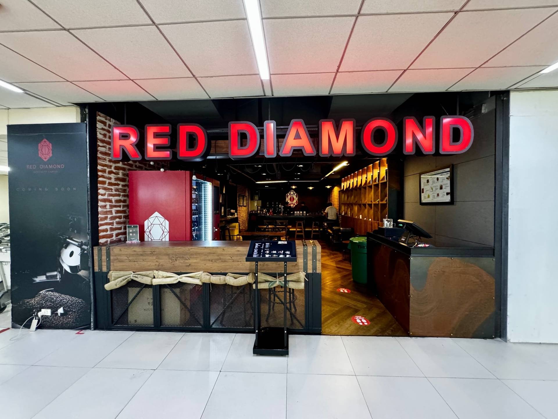 รีวิว Red Diamond - " Red Diamond ” ร้านกาแฟชื่อดัง สาขามากมาย มาเปิดใน ...