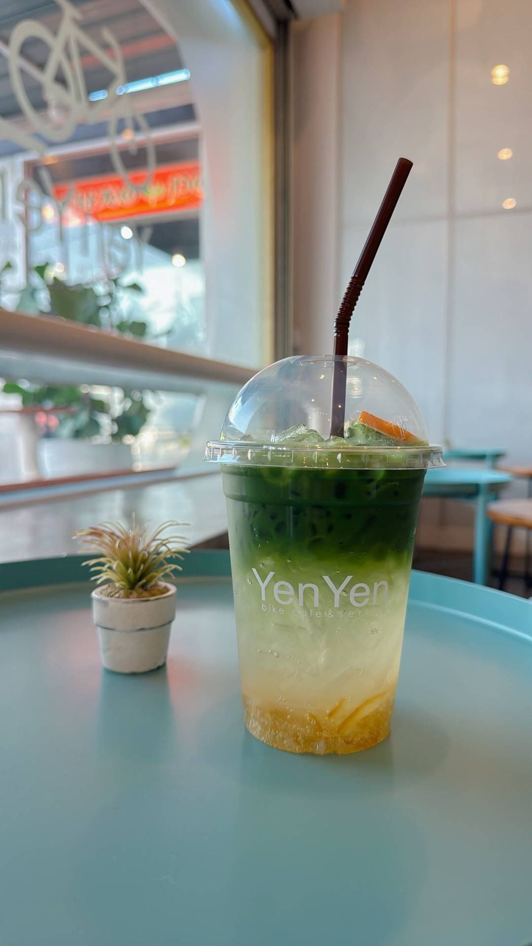 รีวิว Yen-Yen Bike Cafe & Service ปุณณกัณฑ์ (ตรงข้าม มอ.วิทยานุสรน์) - ร้านที่เต็มไปด้วยจักรยาน