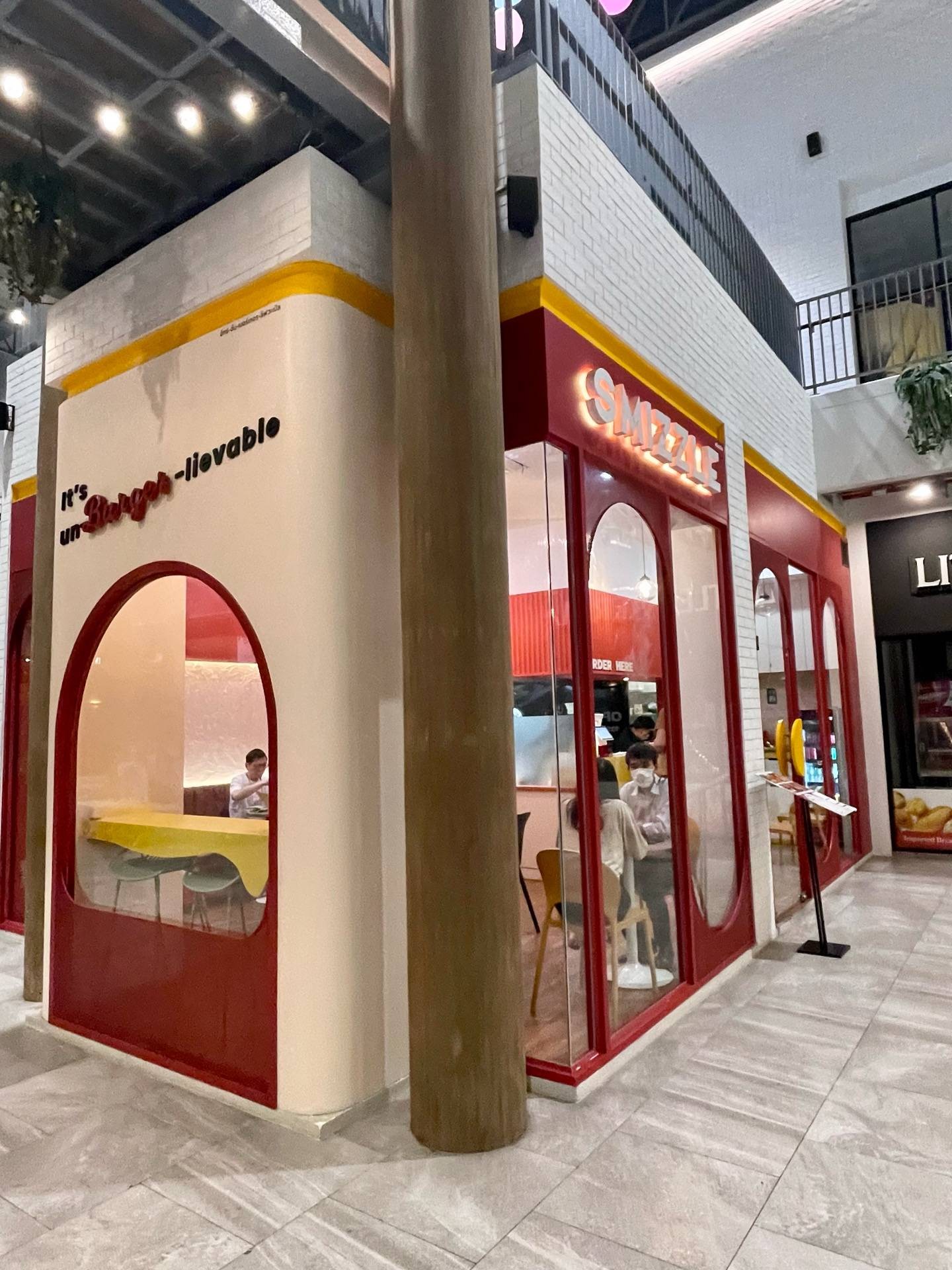 รีวิว Smizzle Burger สุขุมวิท 26 - Smash Burger ที่ควรค่าแก่การมาลอง