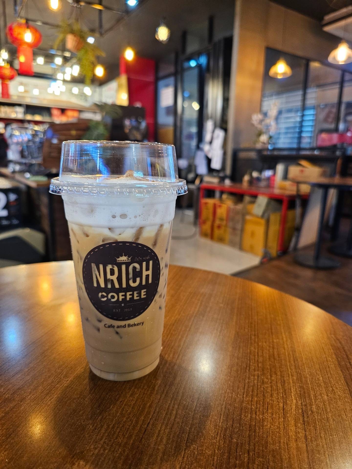 รีวิว Nrich Coffee - ร้านกาแฟที่มีขายเครื่องชงกาแฟด้วย