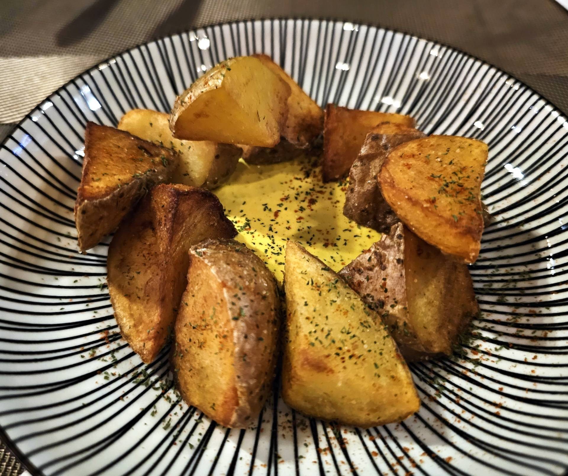 Papas ร้าน RED Nikkei & Steak Bar