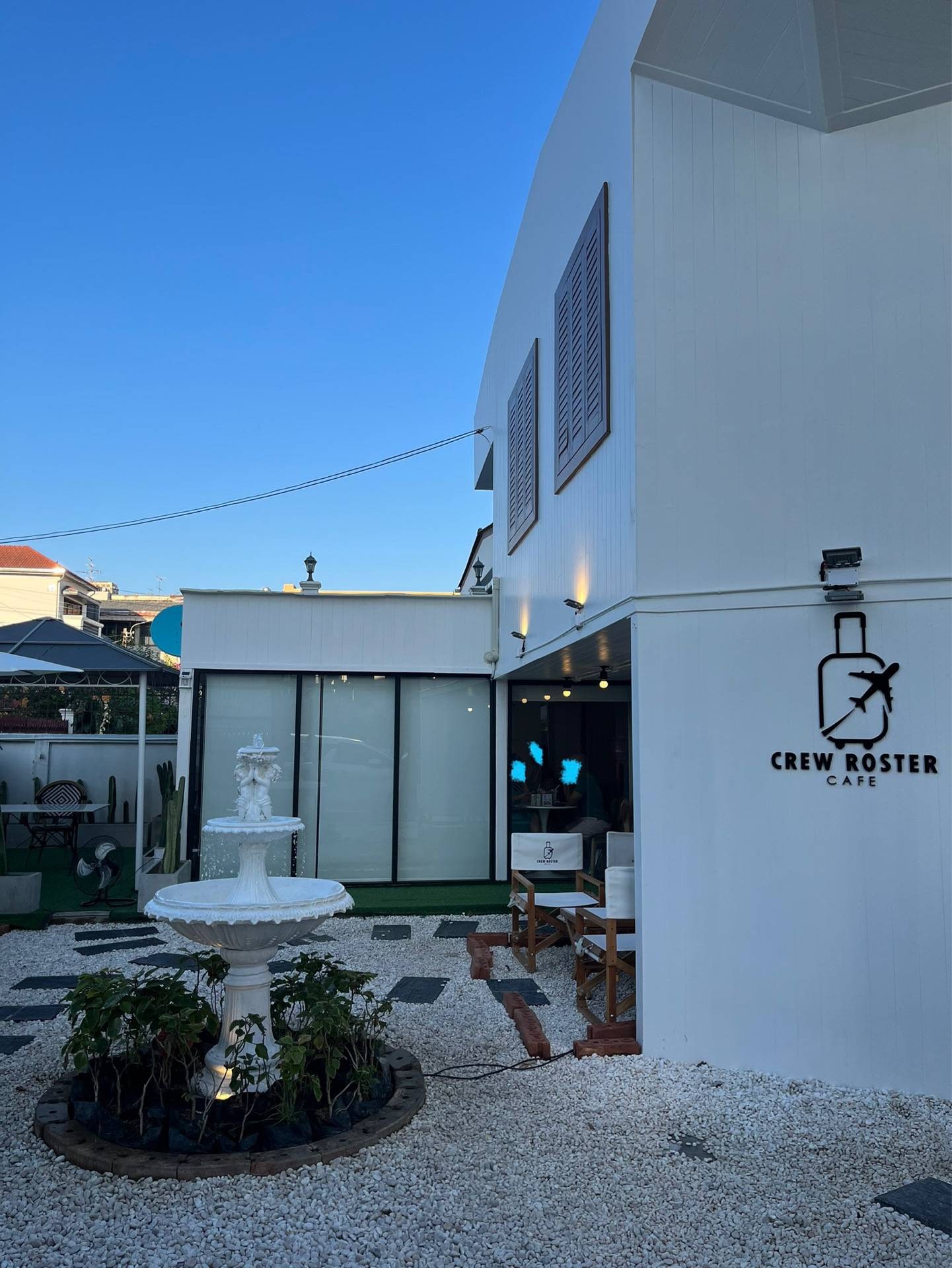 รีวิว Crew Roster Cafe ครู รอสเตอร์ คาเฟ่ - Crew Roster Café ☕️ 🧳 คาเฟ่ ...