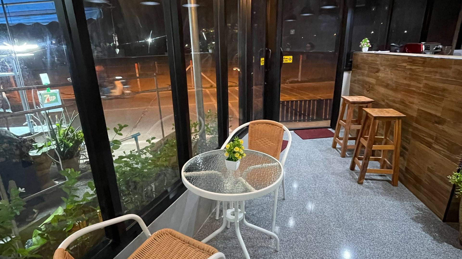 Moo coffee smoothie soda - สั่งอาหารเดลิเวอรี | Wongnai x LINE MAN