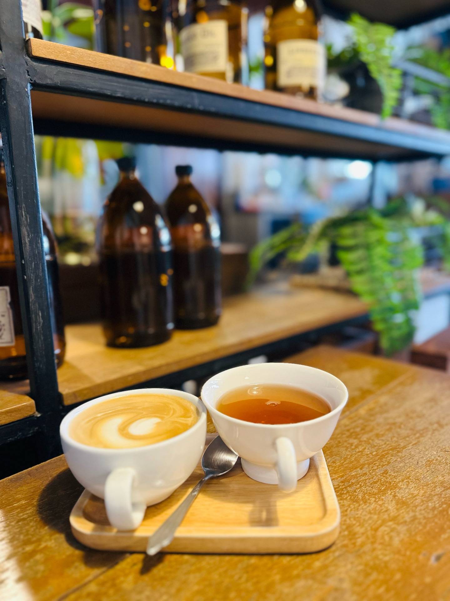 รีวิว BRIK CAFE - คาเฟ่ มีที่นั่งเยอะ บรรยากาศดี ตัวเมืองศรีสะเกษ