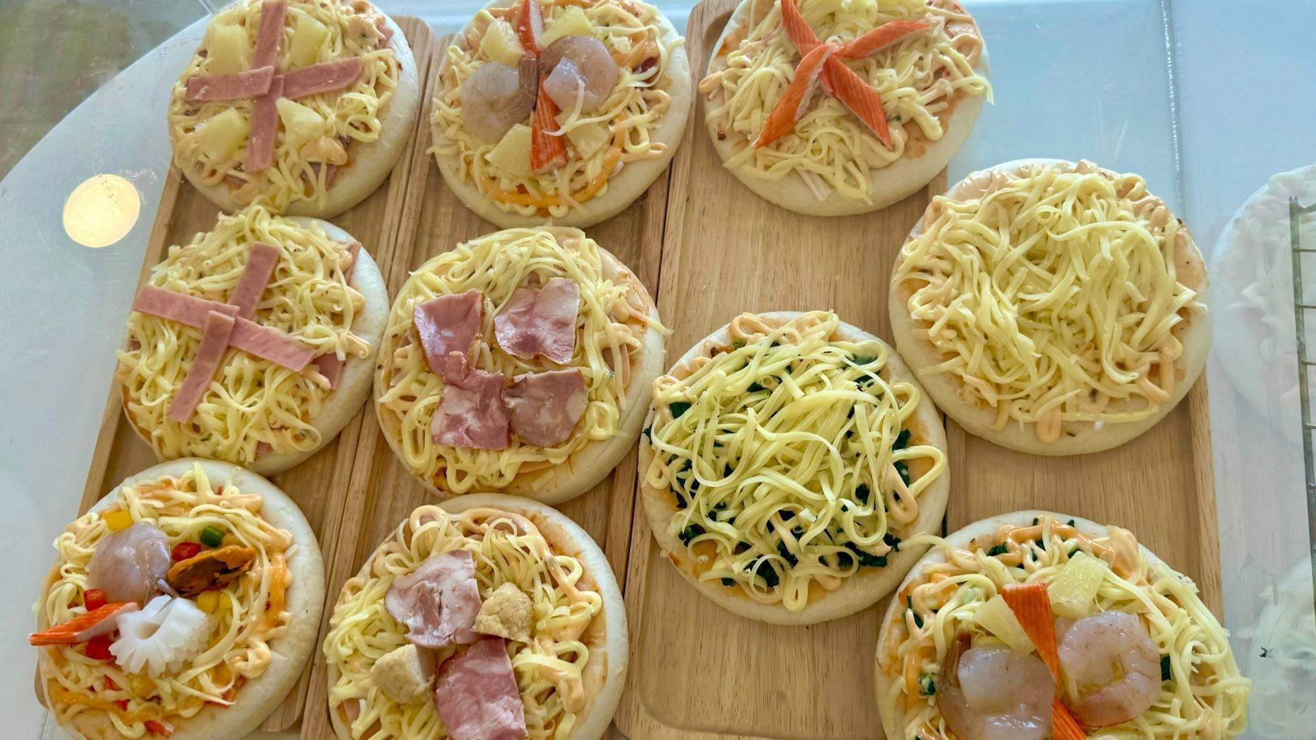 Bow Pizza เดอะวัลเลย์สุขุมวิท-บางแสน - สั่งอาหารเดลิเวอรี | Wongnai x ...