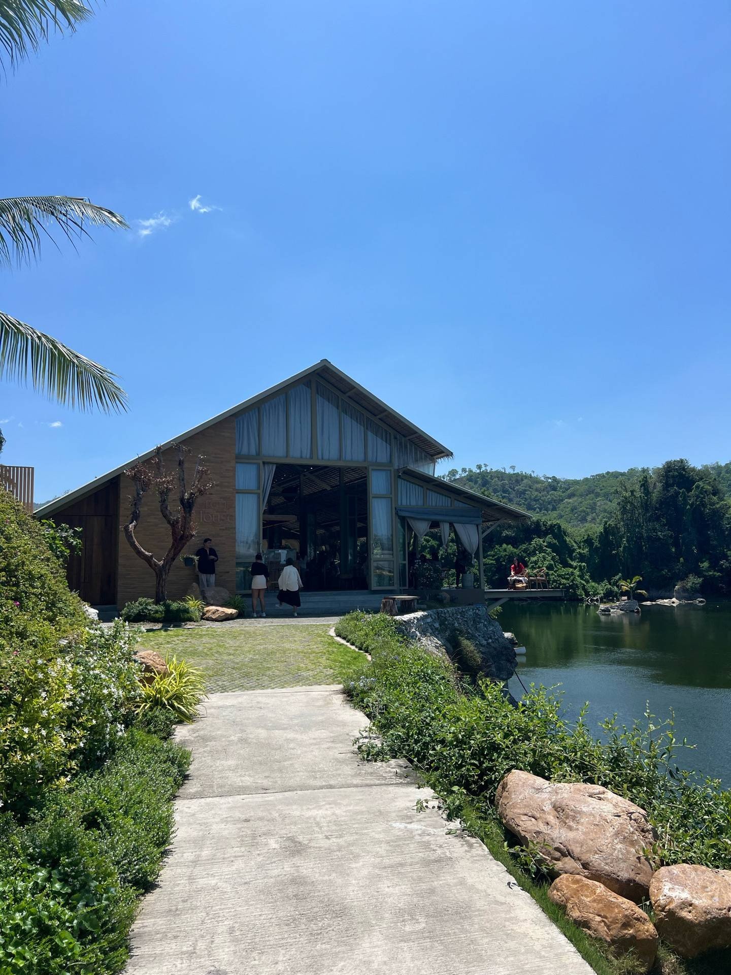 รีวิว Serene House Cafe - Serene House Cafe