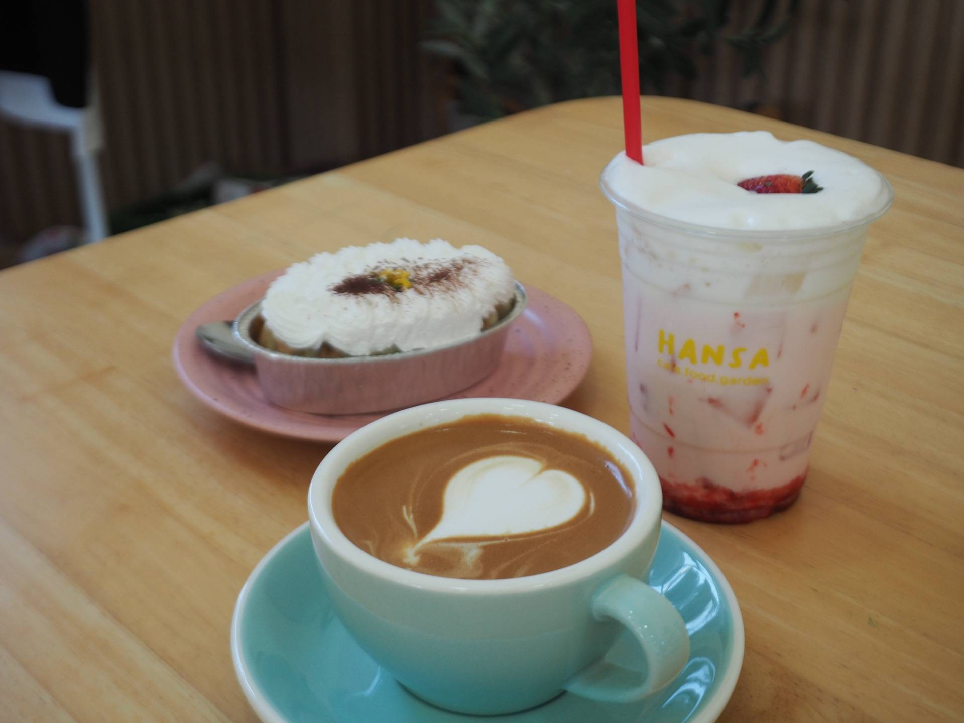 รูป 🏡Hansa cafe.food.garden ก๋วยเตี๋ยวน้ำตก กาแฟ ชาเขียว น้ำปั่น ชาไทย ...