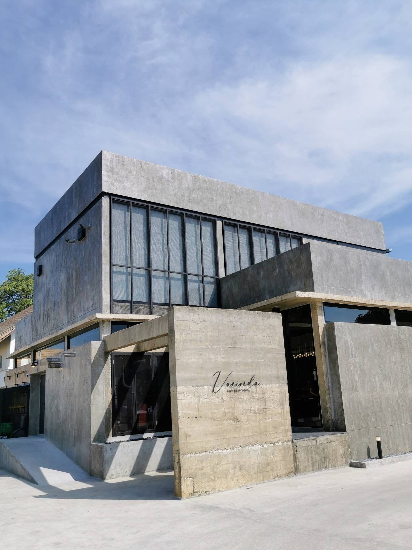 รีวิว Varinda Coffee Roaster - Varinda Coffee Roaster โรงคั่วและร้าน ...