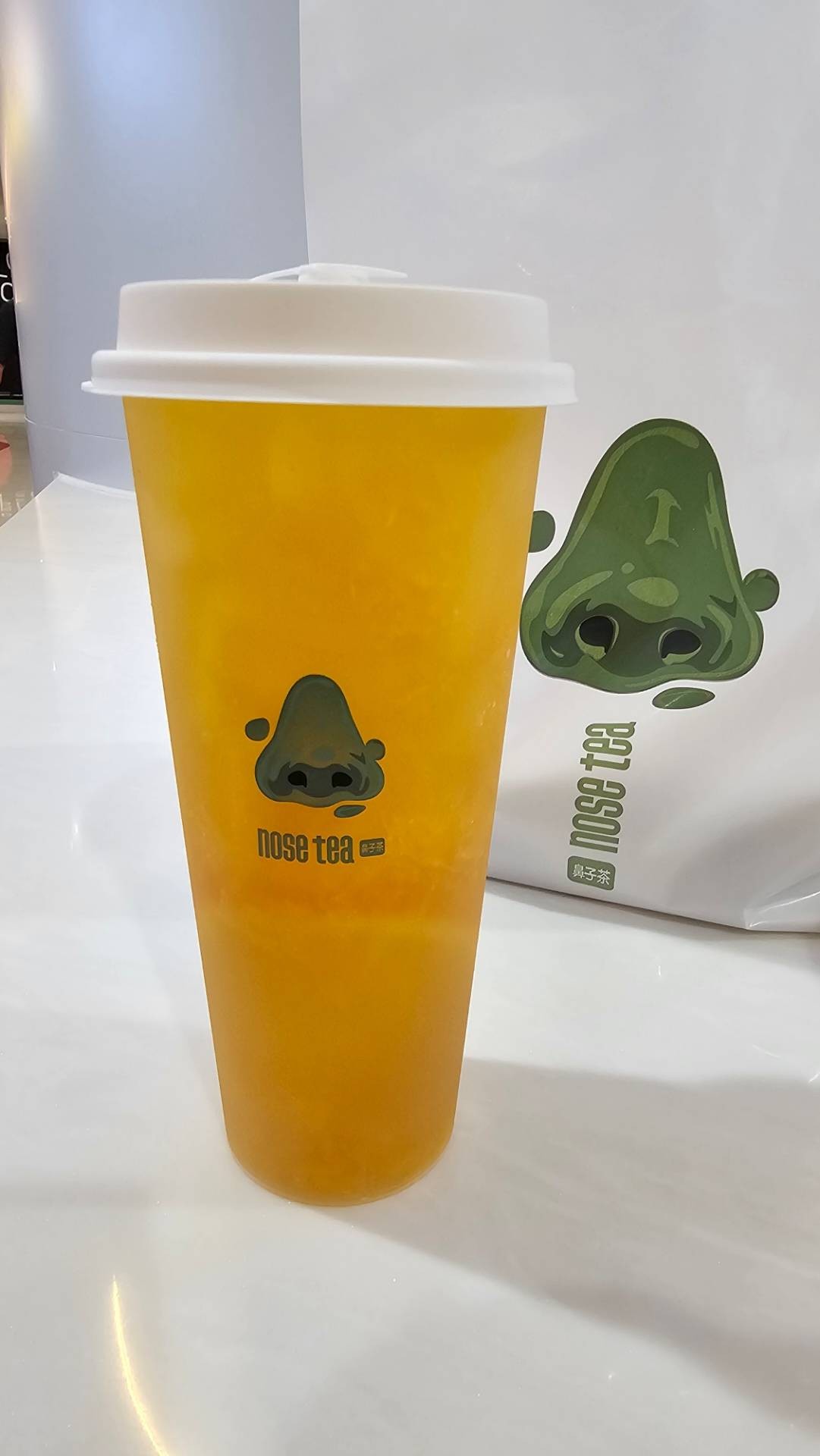รีวิว Nose tea (โนส ที) Silom Complex - อยากลองชาส้มสดๆ มาที่ Nose Tea Silom Complex fl.4 กัน