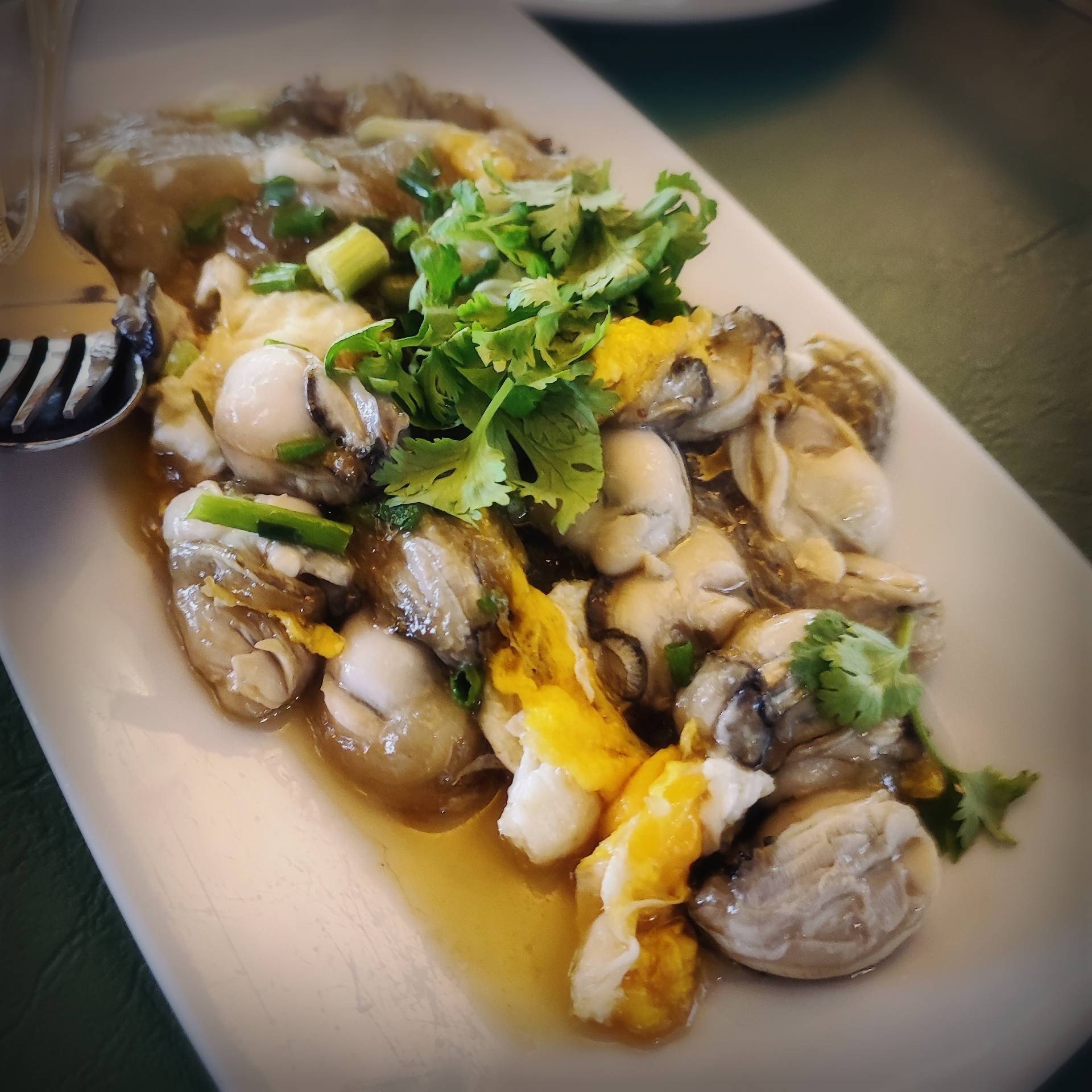 ออส่วน ร้าน Ploen Restaurant