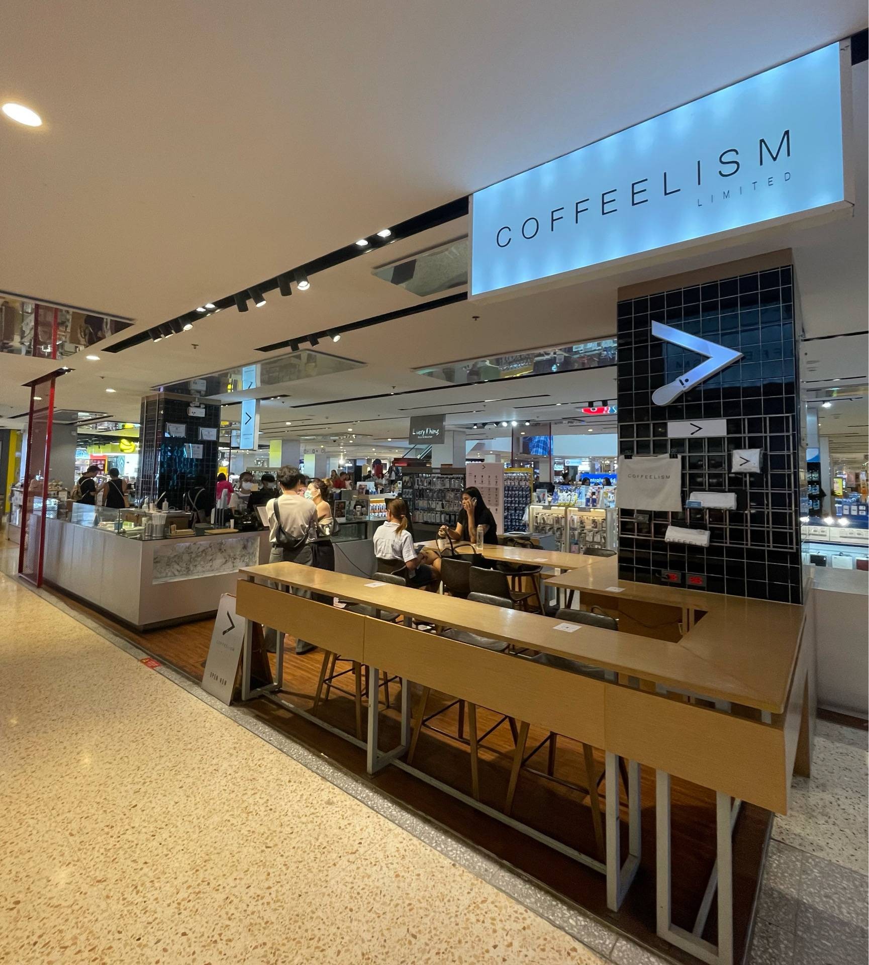 รีวิว Coffeelism Limited เซ็นทรัลเวิลด์ - กาแฟรสชาติดี ราคาเป็นมิตร