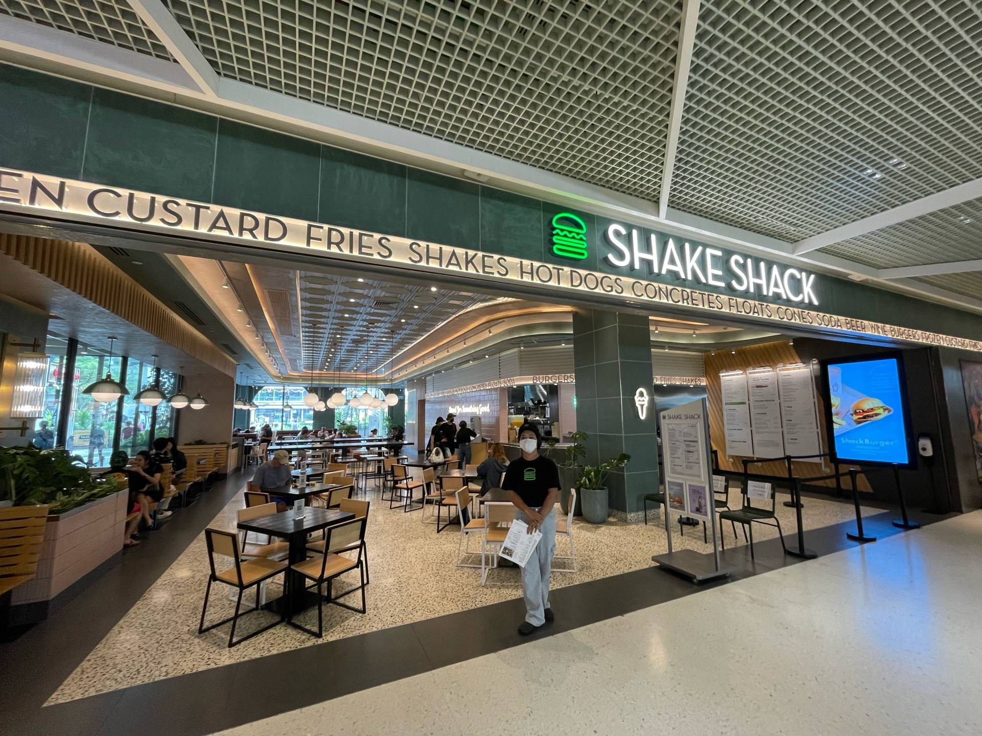 รีวิว Shake Shack CentralWorld - เบอร์เกอร์อร่อยชุ่มฉ่ำ