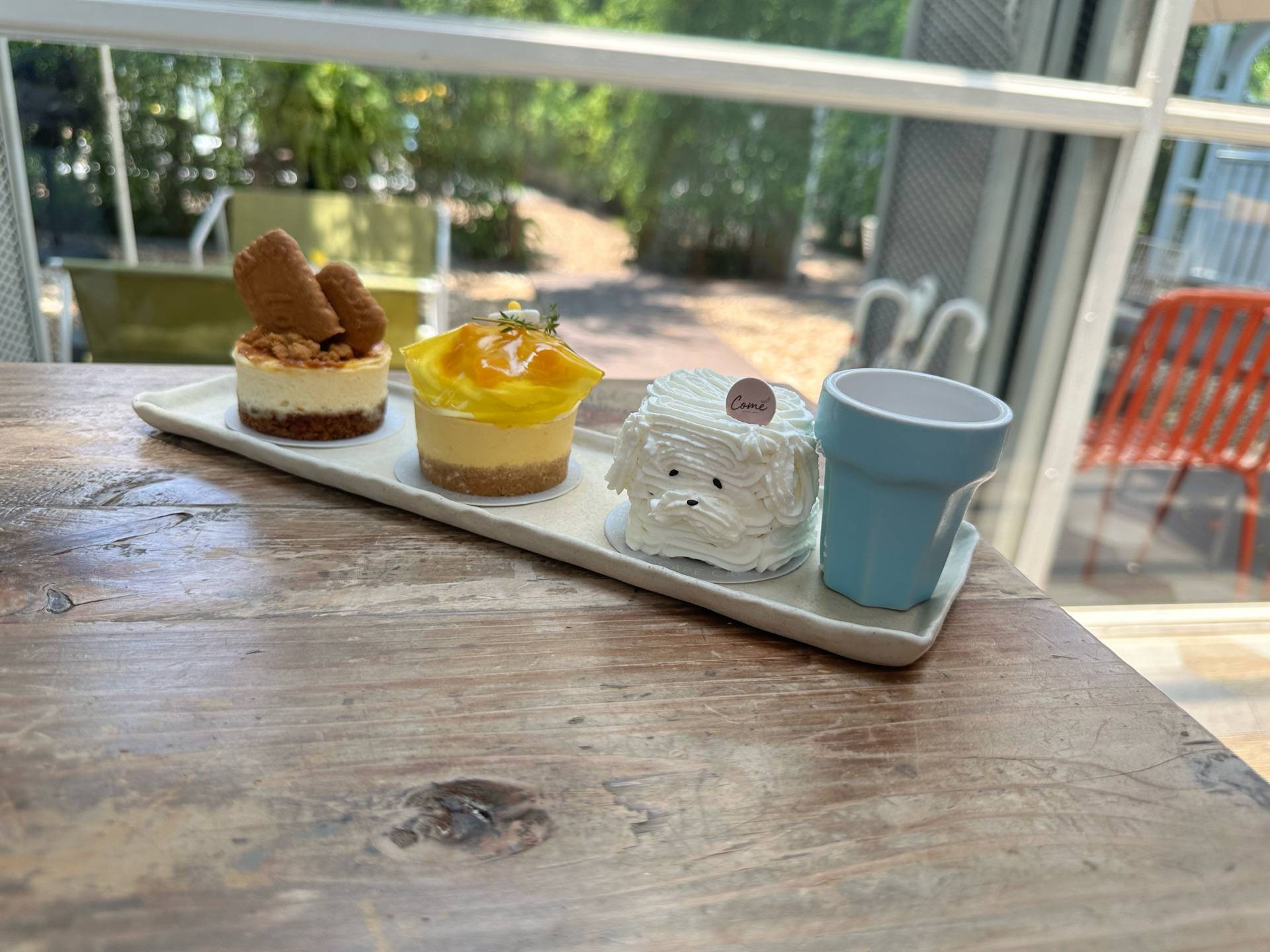 รีวิว Come Escape Cafe Come escape cafe - คาเฟ่ในสวน พร้อมเค้กมินิจิ๊ว ...