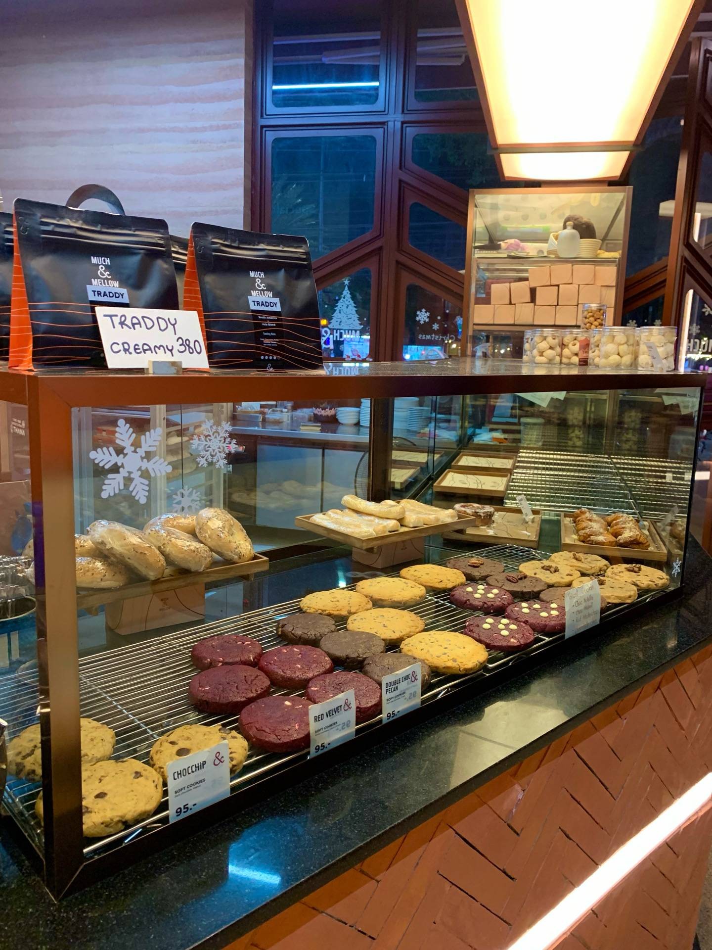 รีวิว Much&mellow อ่าวนาง - คาเฟ่เปิดดึกในอ่าวนาง