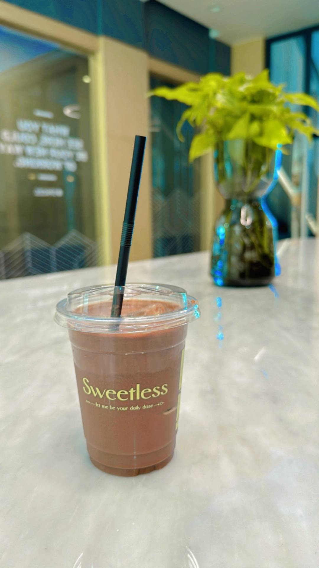 รีวิว Sweetless Cafe - Matcha & Coffee Empire Tower - ร้านกาแฟคุณภาพดี