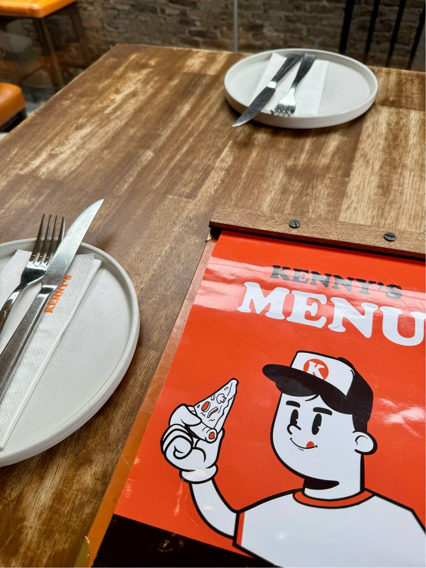 รีวิว KENNY'S BKK KENNYS'BKK (Ari) - คูลๆ ชิคๆ อาหารราคาดี!