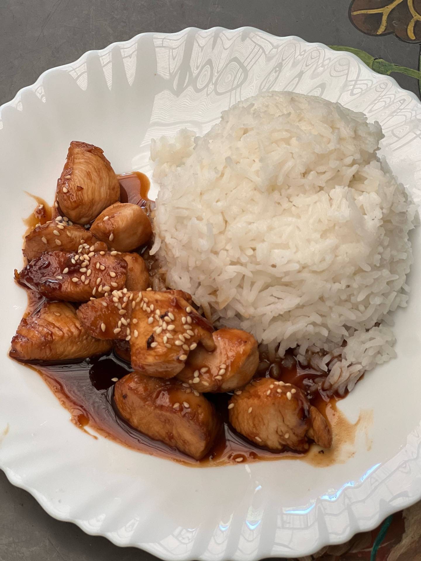 รูป Chef Tham เชฟแถม-สตูลิ้นวัว พาสต้าซอสเนื้อ ข้าวไก่เทอริยากิ